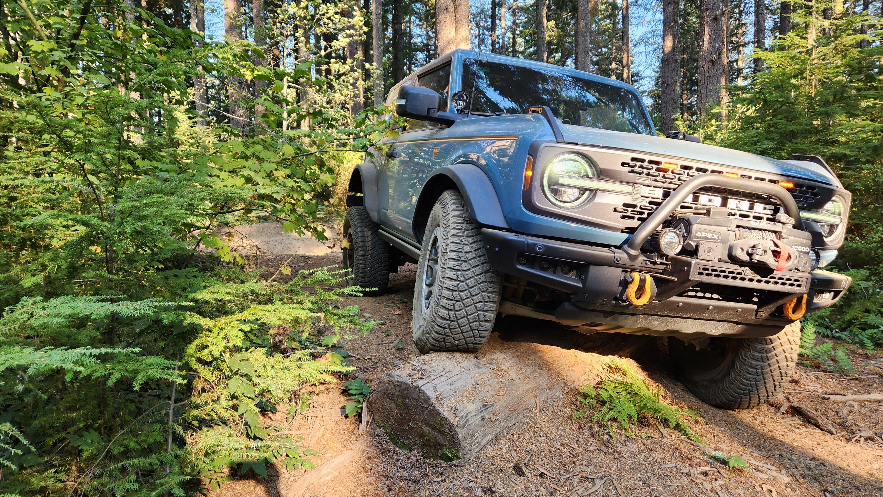 Squatch Flex 💪👀 on completely factory Sasquatch SAS suspension ...