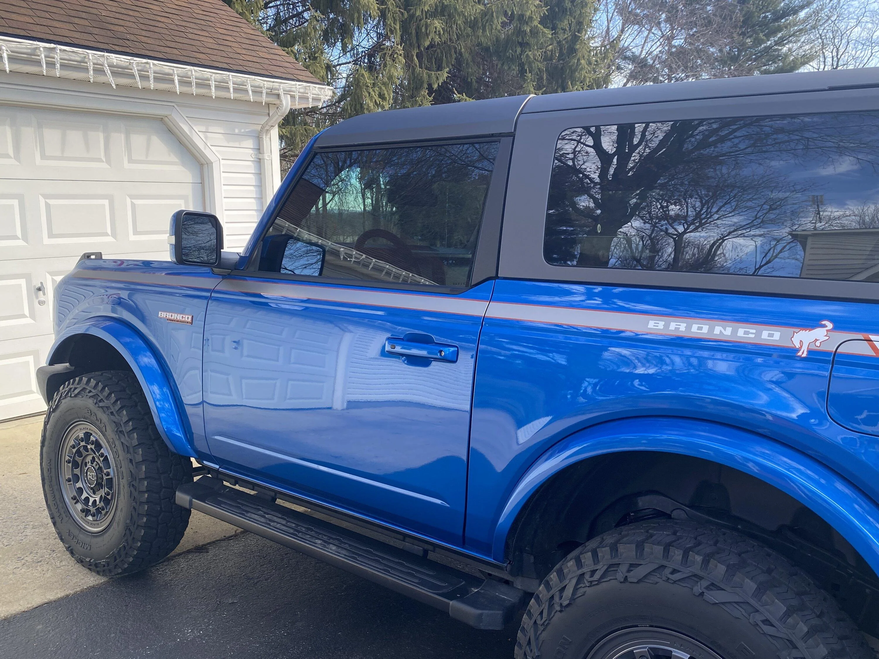 Put any cool / unique vinyl decals on your Bronco? Let's see them ...