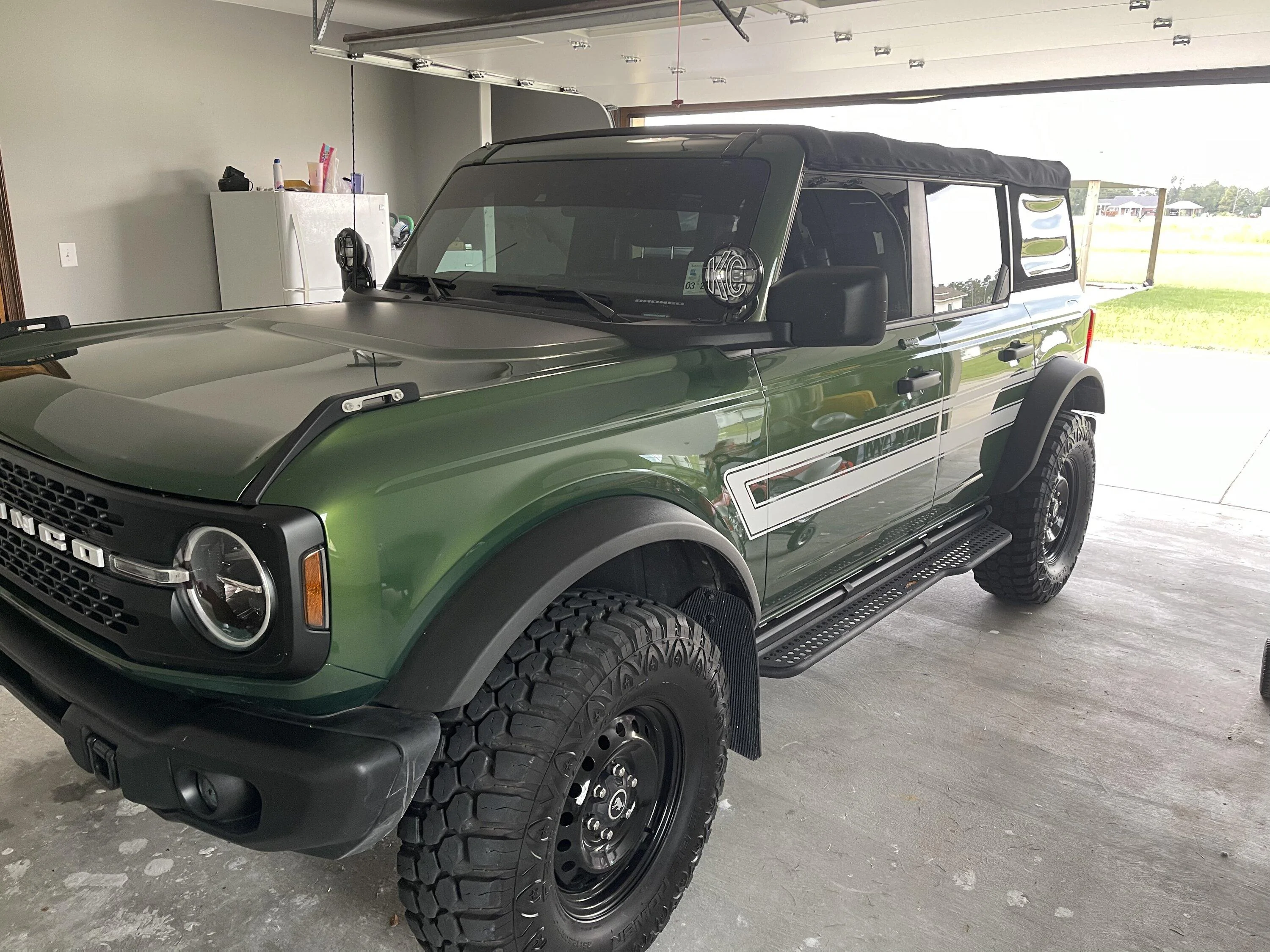 Eruption green with the matte white side stripe | Page 2 | Bronco6G ...