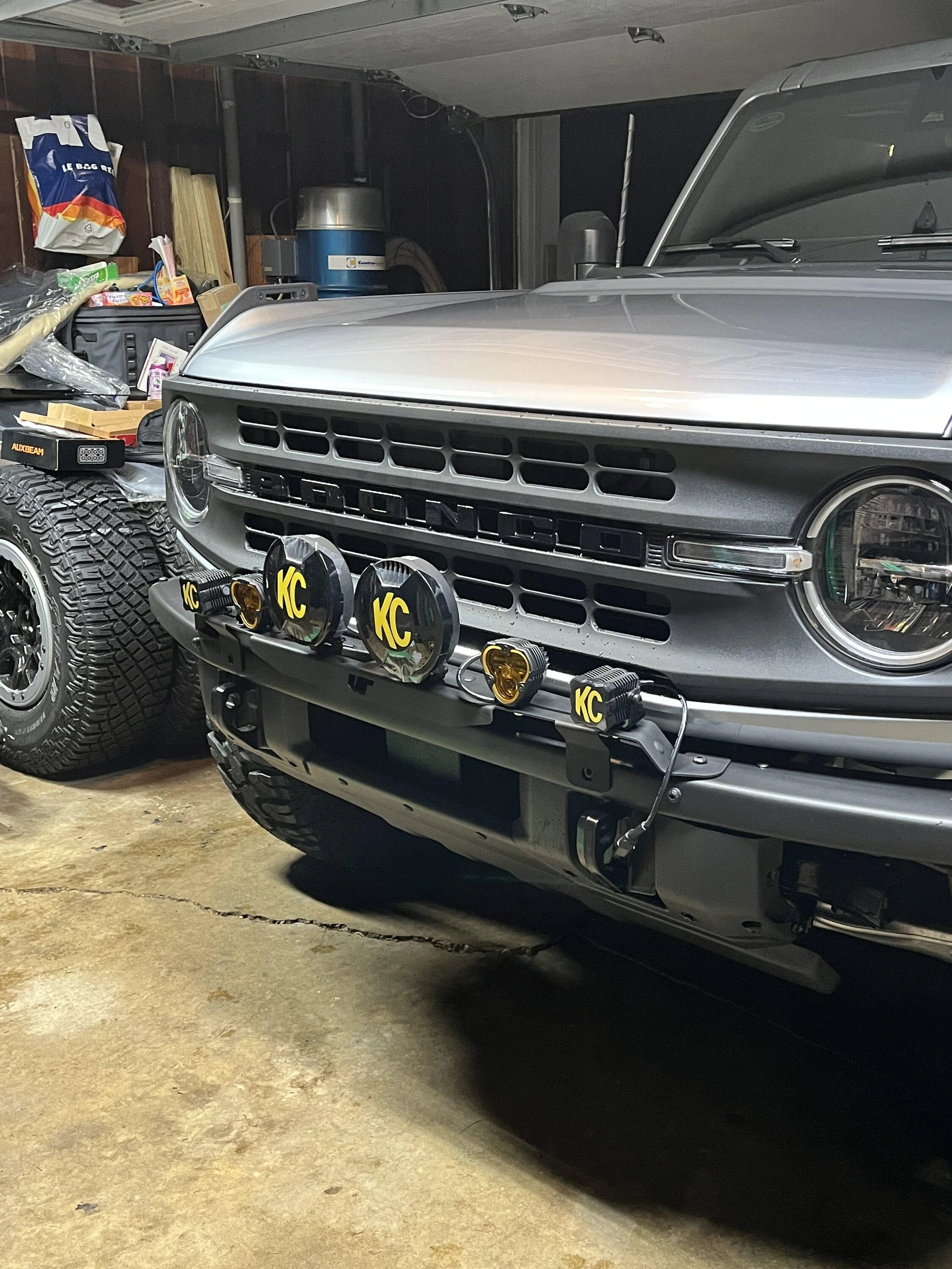 Havoc Barricade running boards and KC lights installed | Bronco6G ...