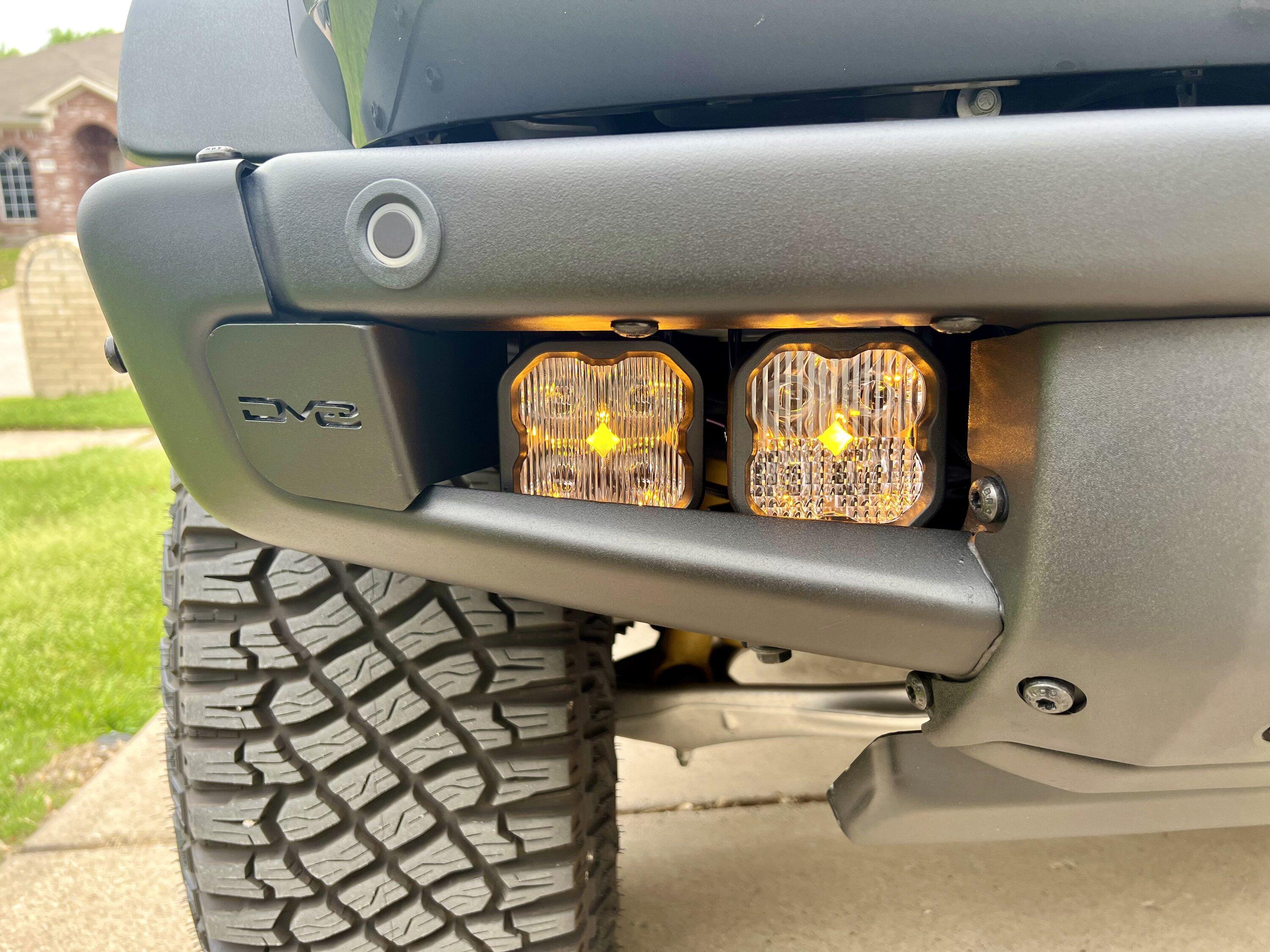 DD SS3s with DV8 fog bracket installed! | Bronco6G - 2021+ Ford Bronco ...