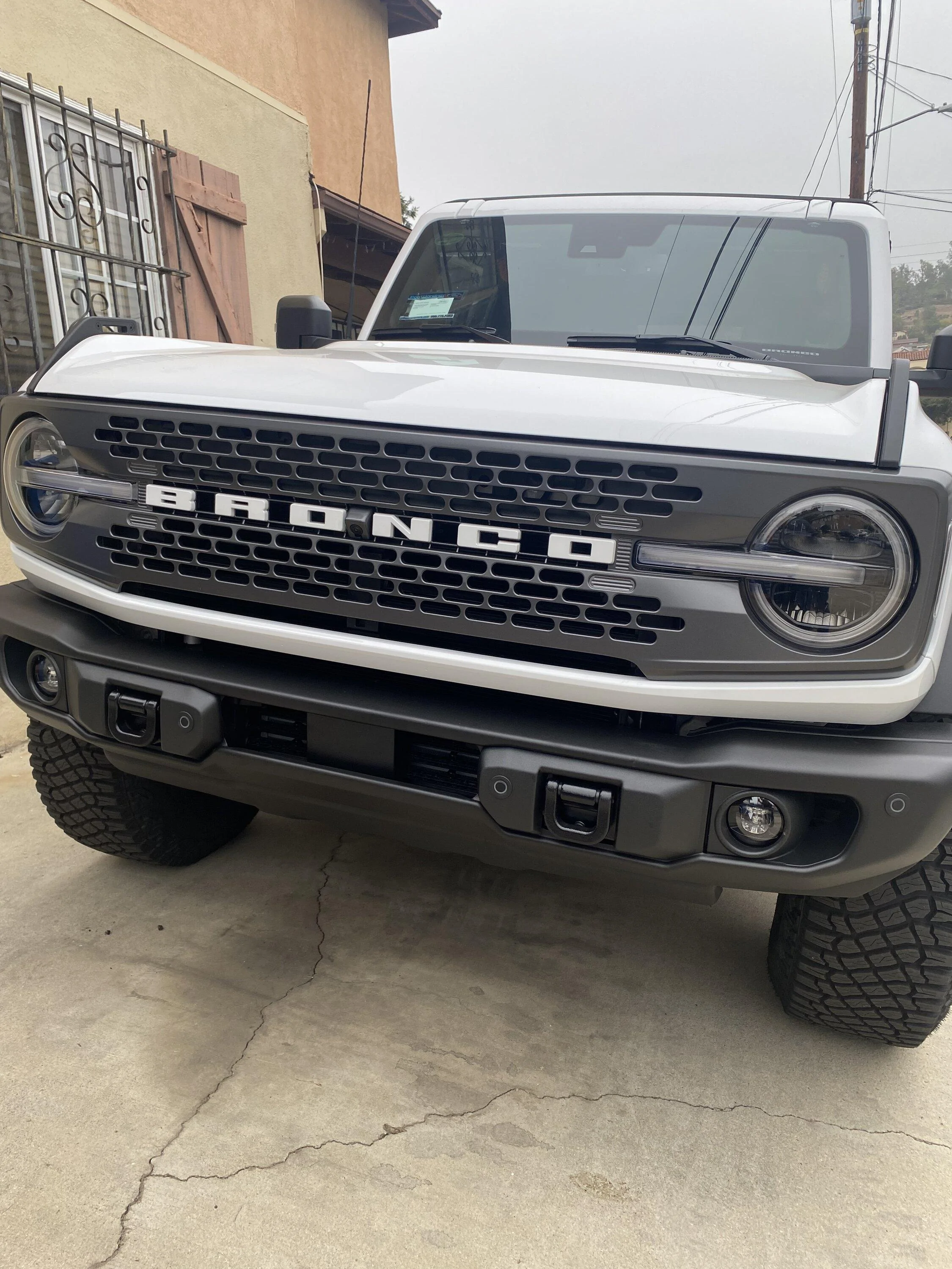 Stock Badlands Sasquatch metal front bumper | Bronco6G - 2021+ Ford ...
