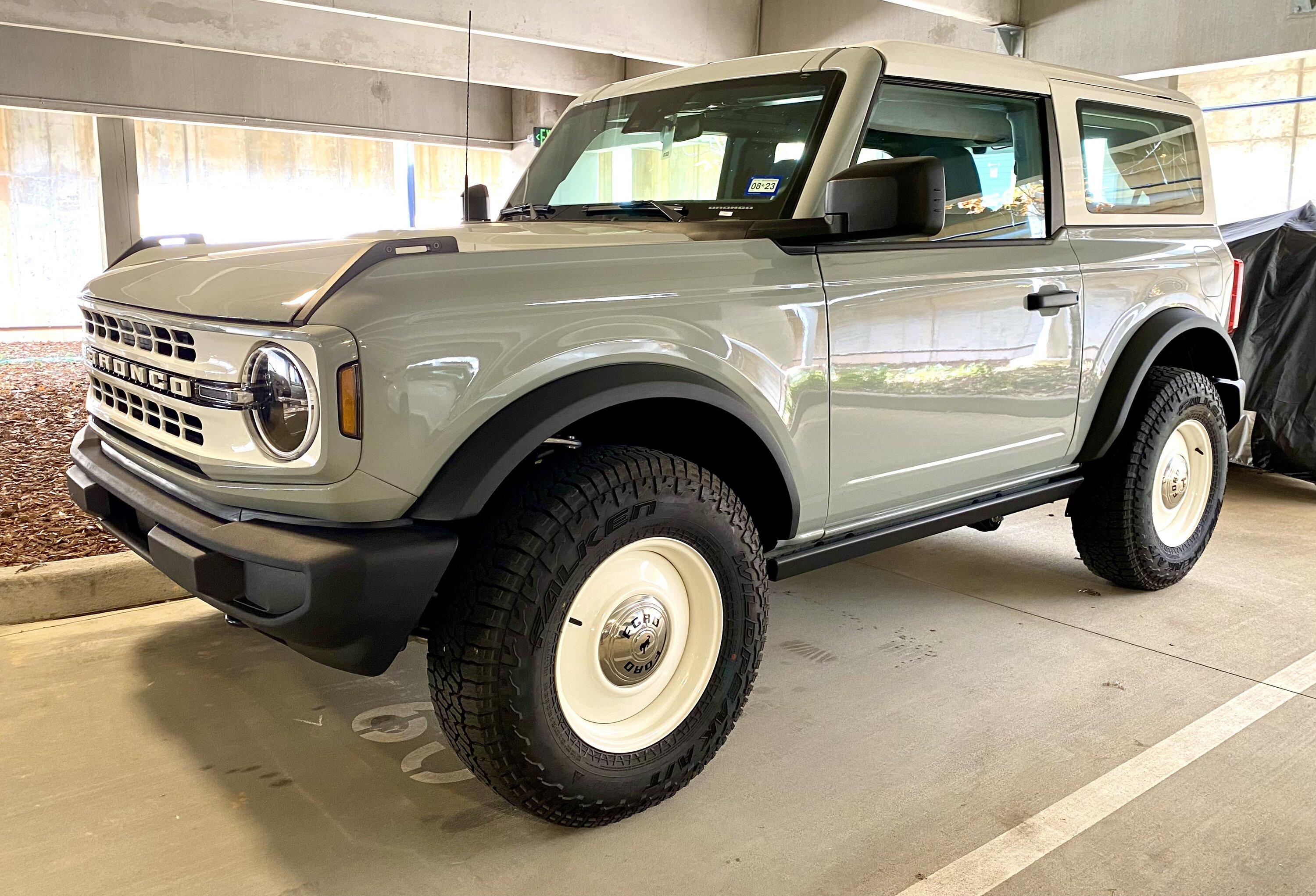 2023 Bronco Heritage Limited Edition Walk-Around | Page 3 | Bronco6G ...