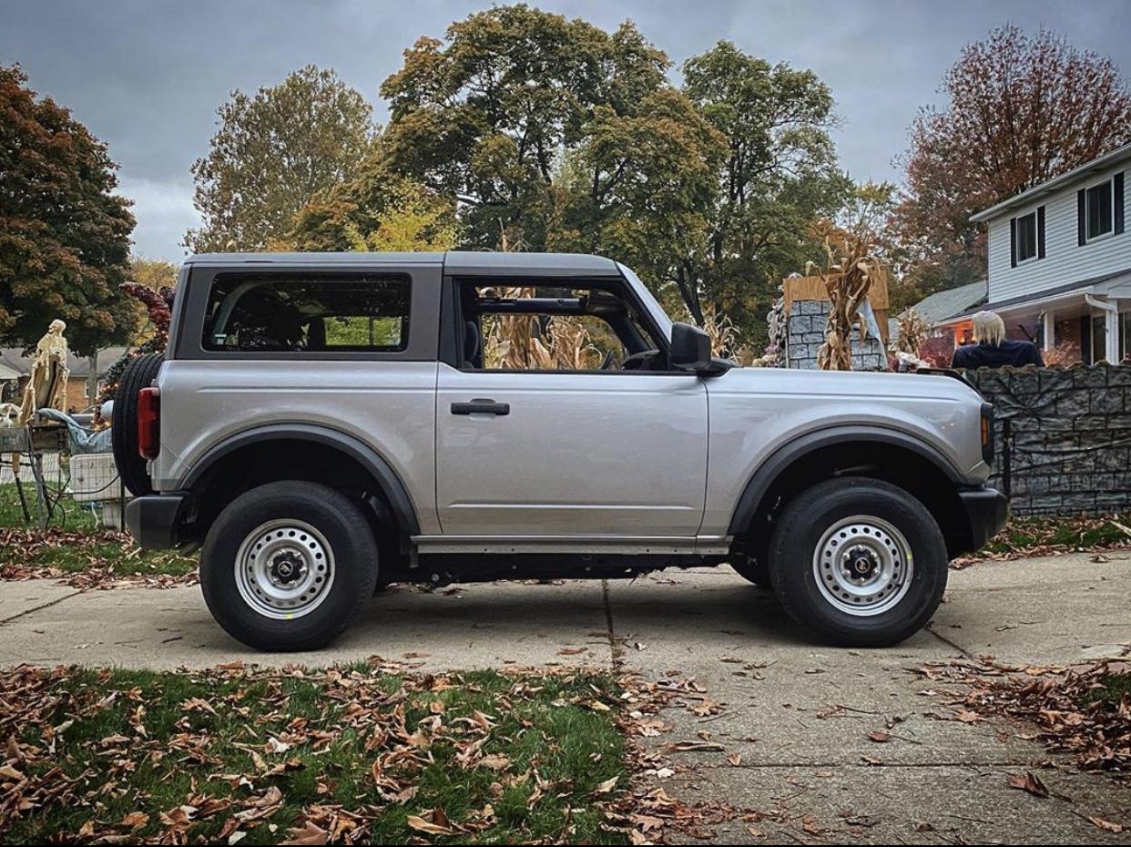 Base trim wheels and tires | Bronco6G - 2021+ Ford Bronco & Bronco ...