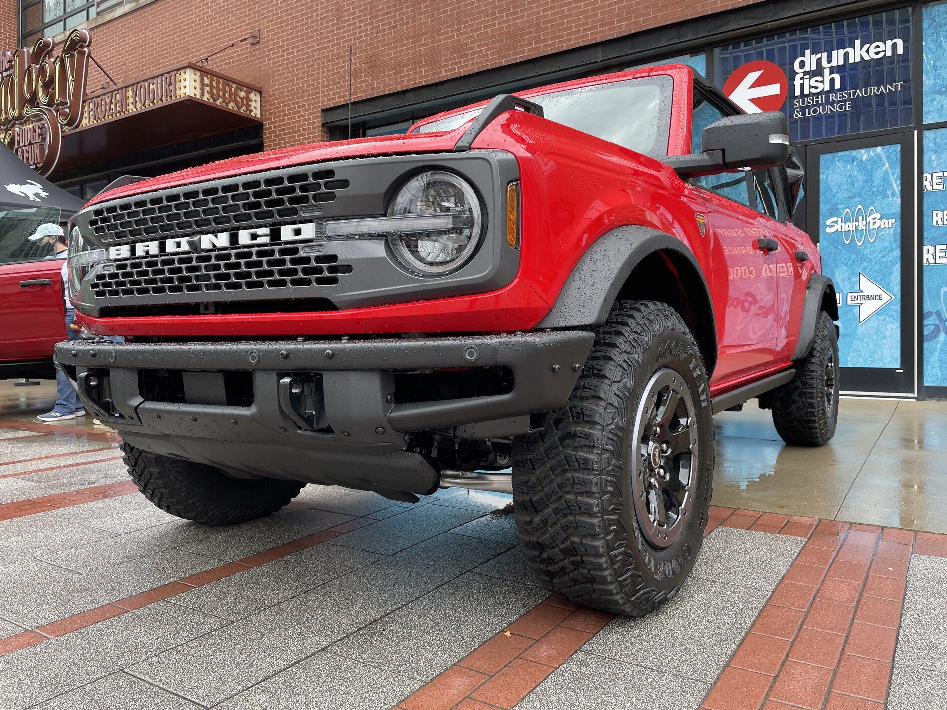 📸: STL Ball Park Village Event: (2) Badlands 4-Door Broncos in Race Red ...