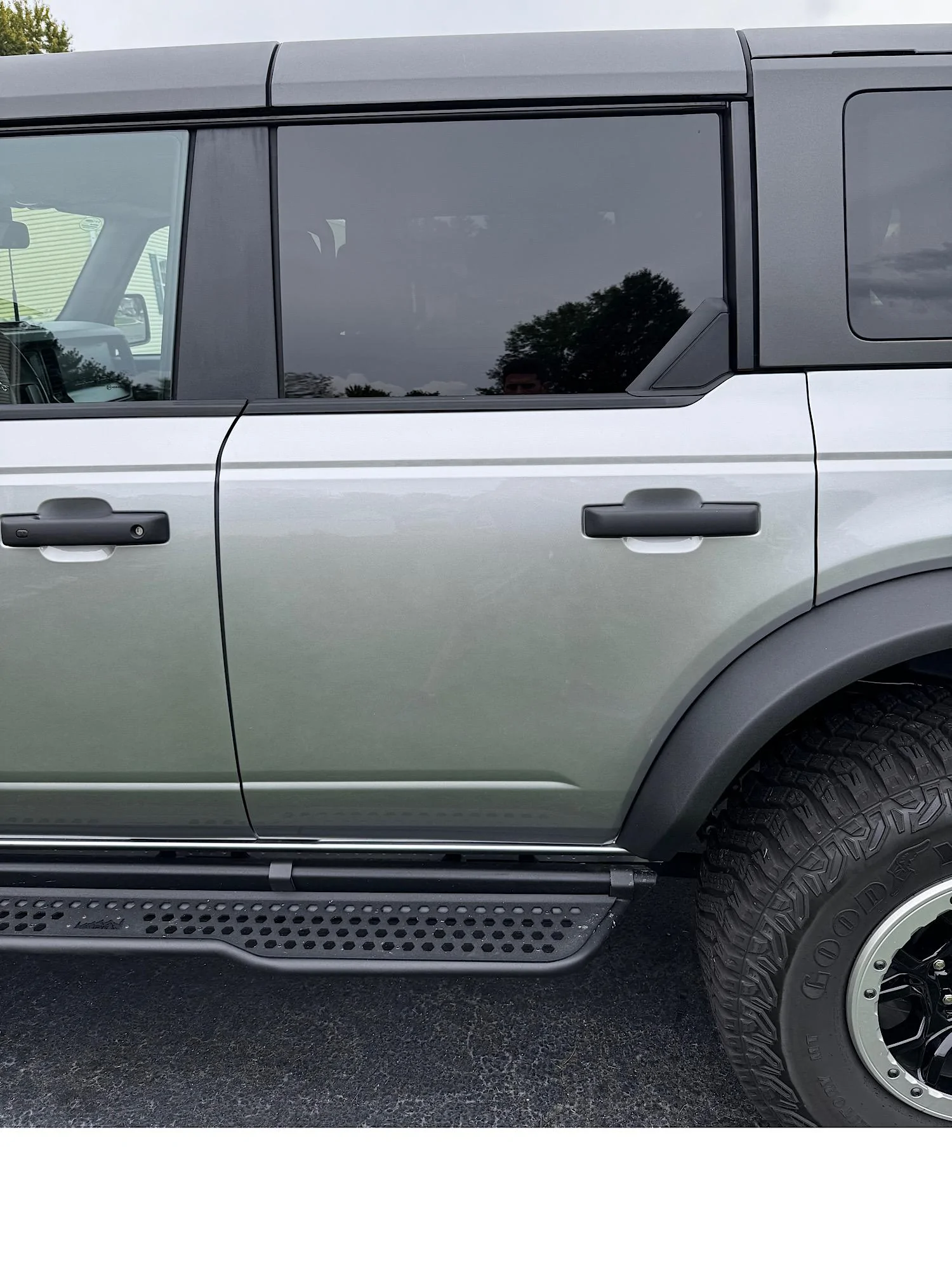 How to adjust rear door to address sagging/misalignment? | Bronco6G ...