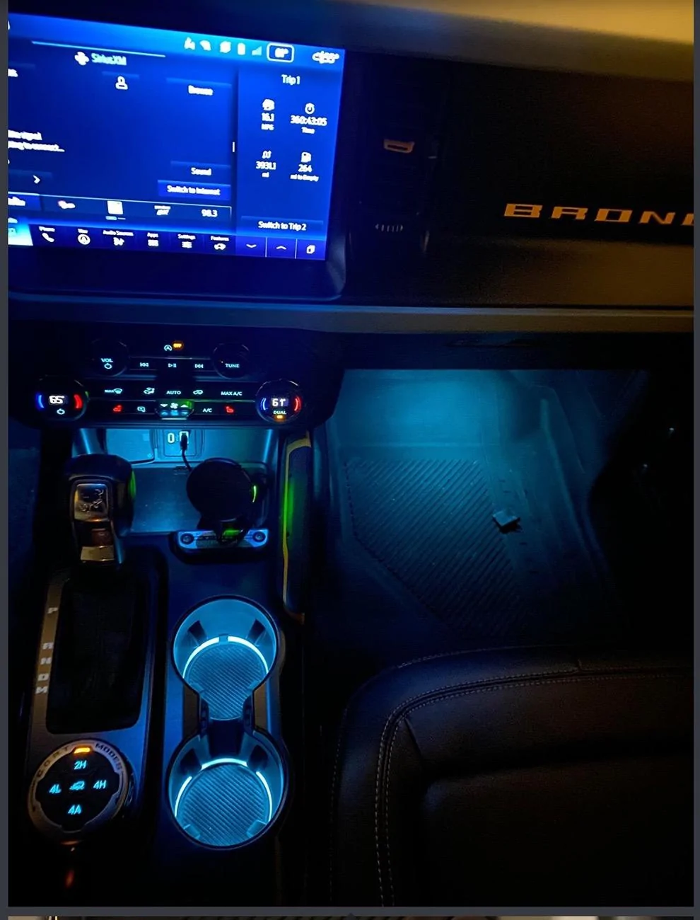Infotainment 8 inch to 12 inch and sub delete fixed. | Bronco6G - 2021 ...