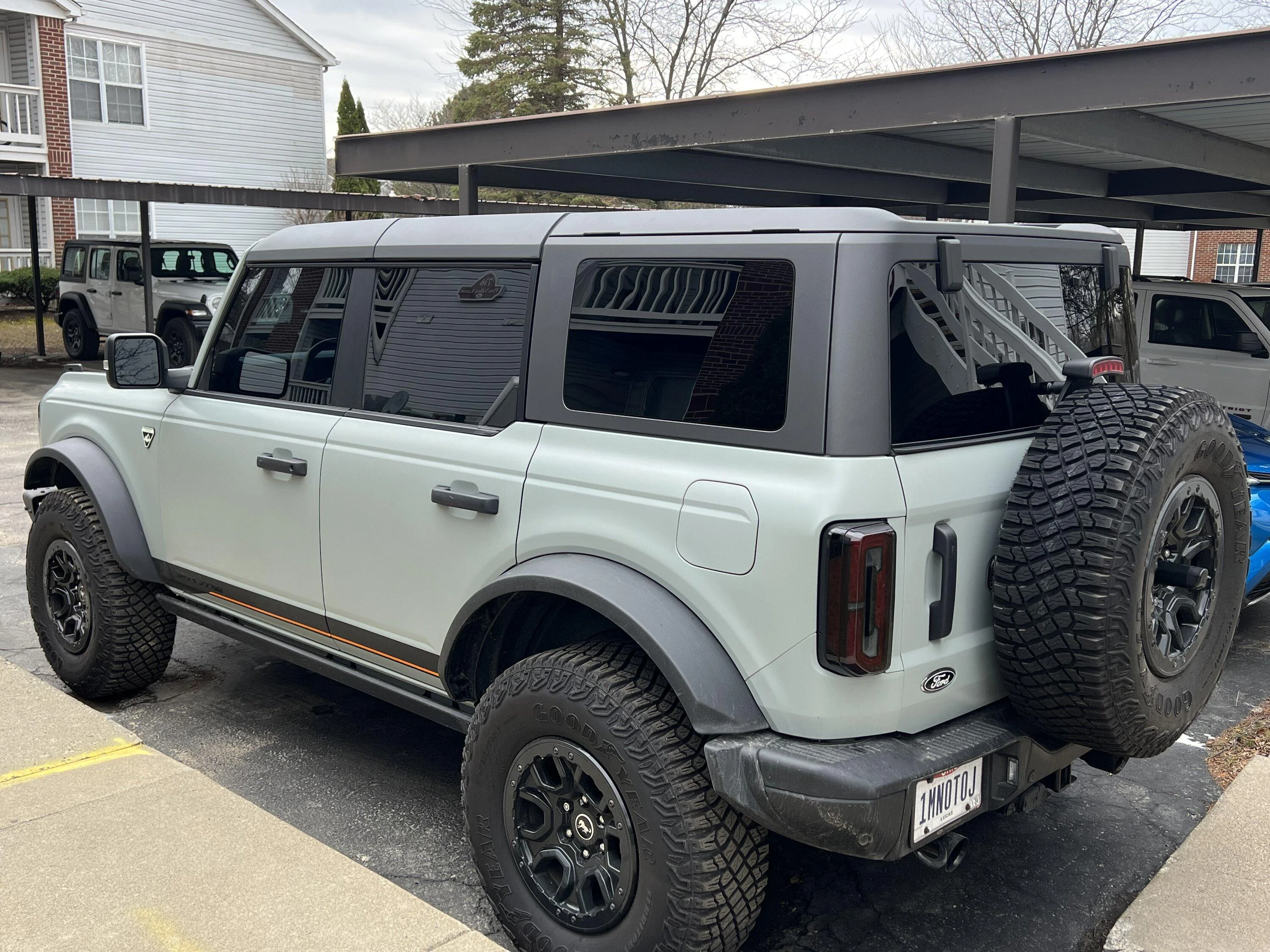 Put any cool / unique vinyl decals on your Bronco? Let's see them ...