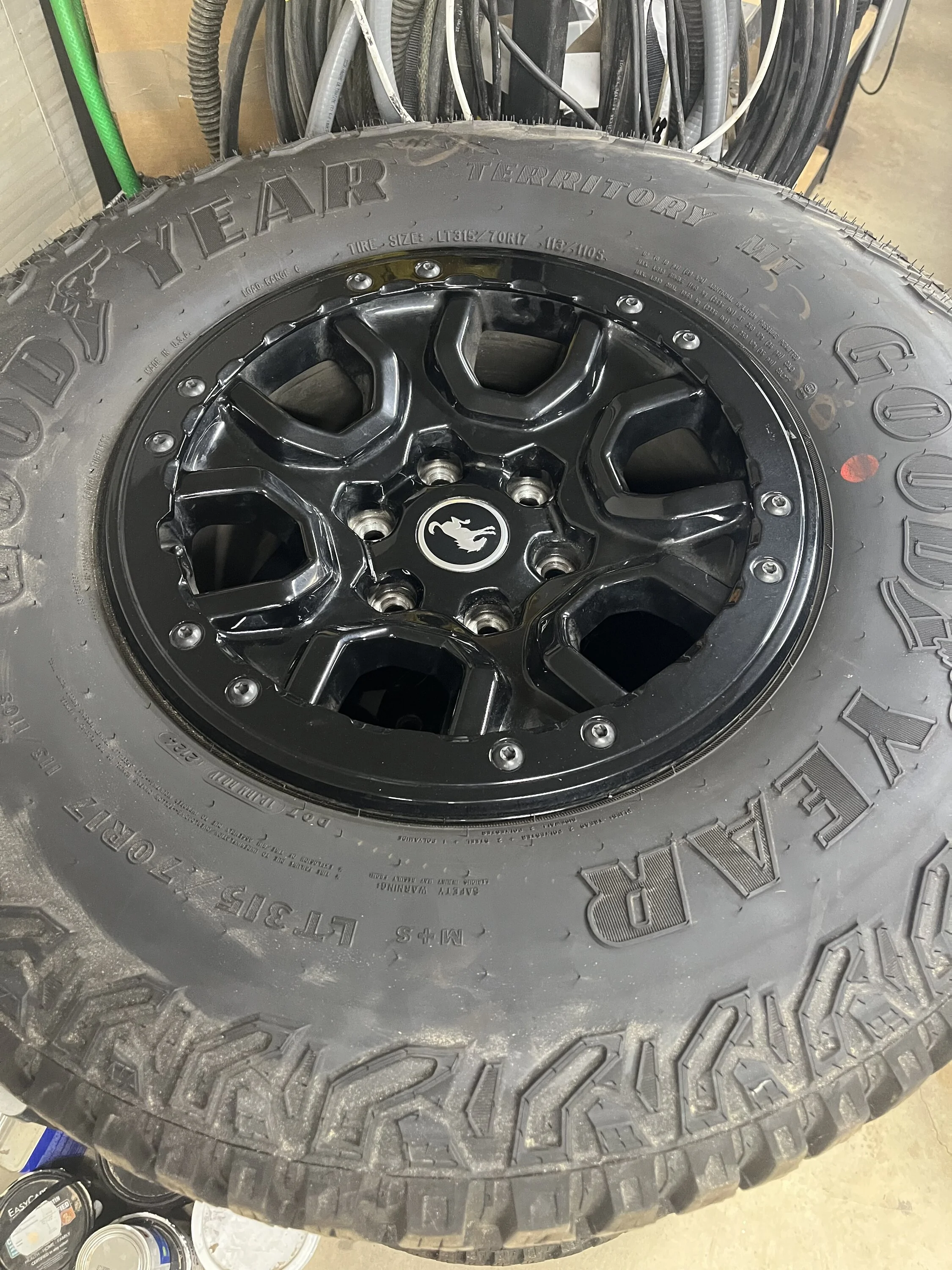 California - Wildtrak 5 wheels w/ Caps, TPMS, and lugs - very low miles ...