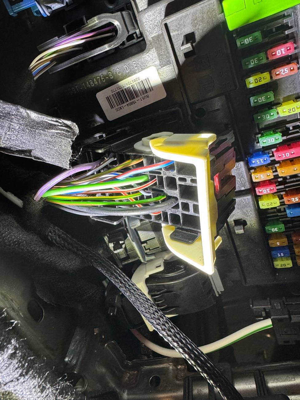 Mountains 2 Metal Under Dash Clutch radio, BCM Delayed accessory and ...