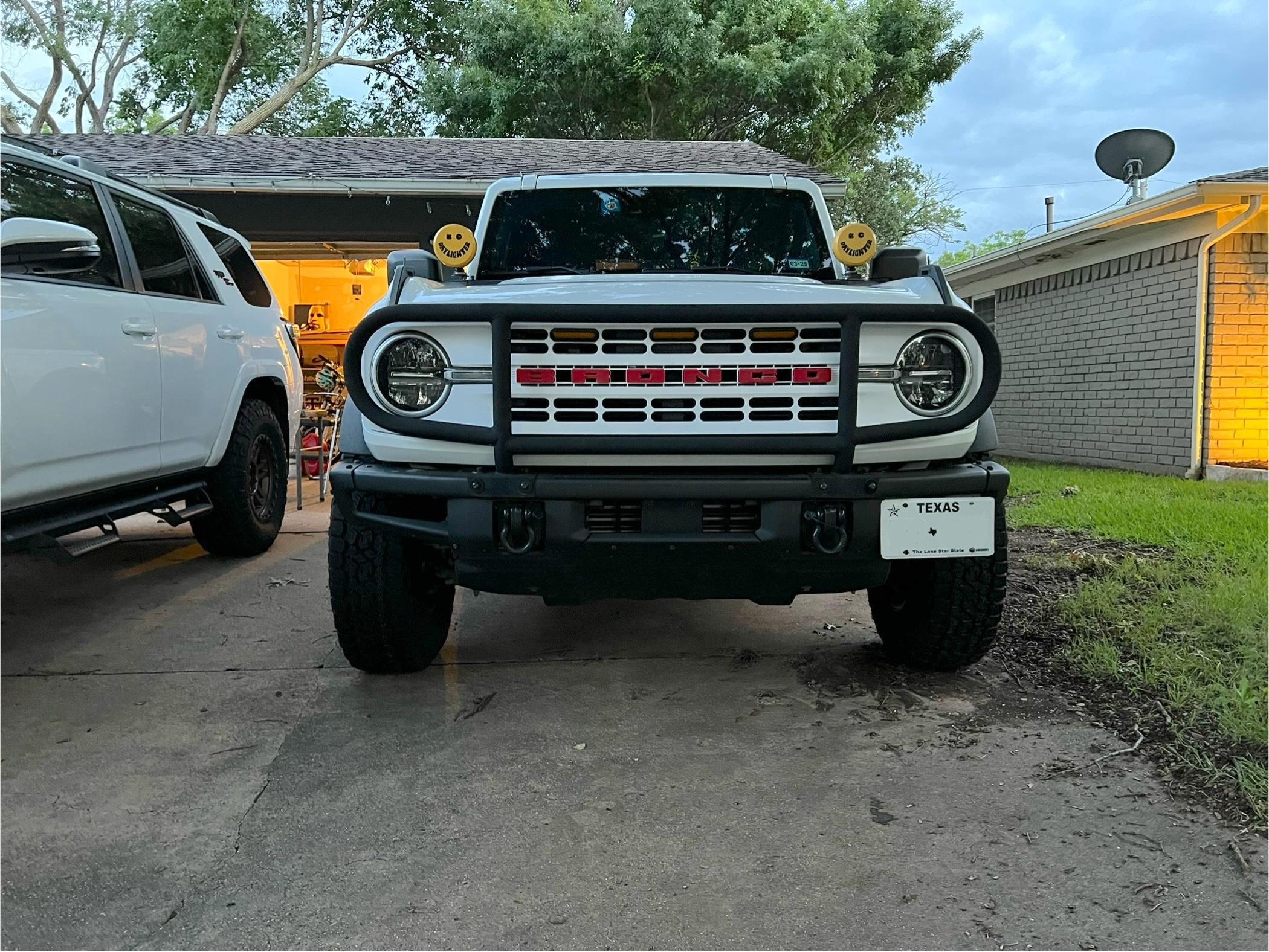 Heritage style grill with two cans of Rustoleum spray paint | Bronco6G ...