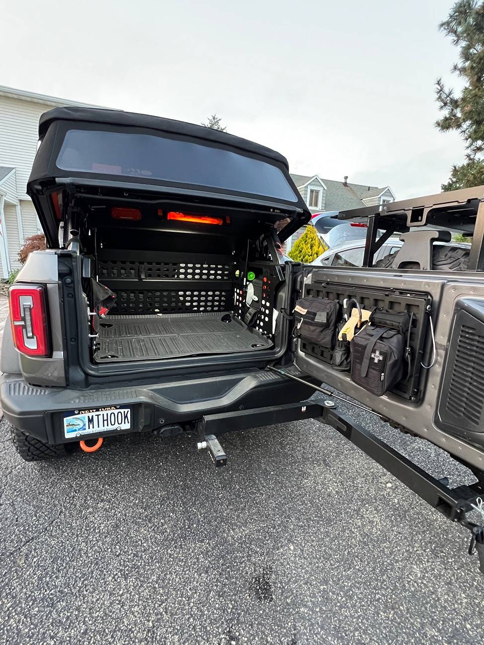 Rear Lock Box? | Bronco6G - 2021+ Ford Bronco & Bronco Raptor Forum ...