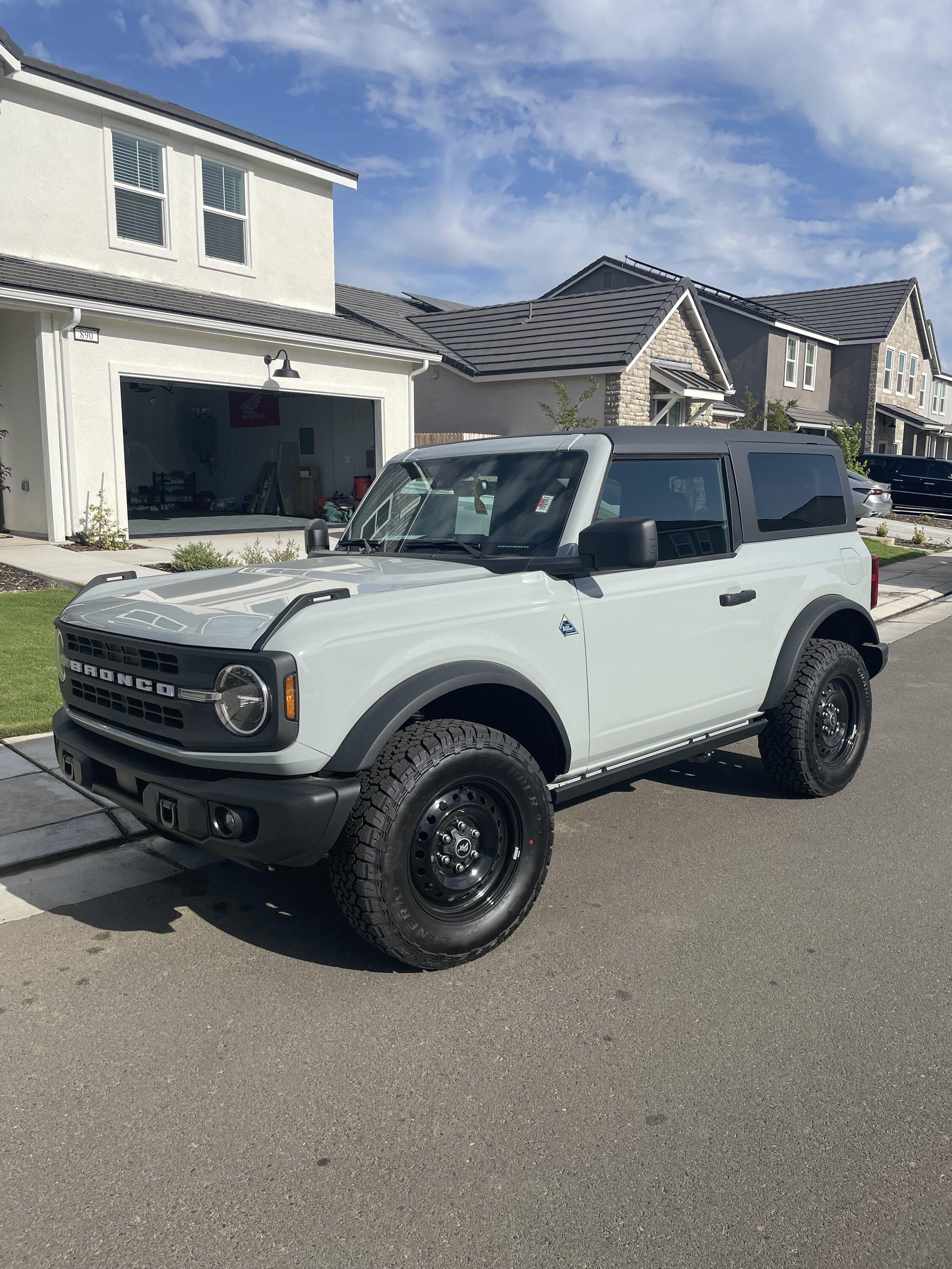 California - FS: 2 door Black Diamond non-SAS with Mid package, Auto ...