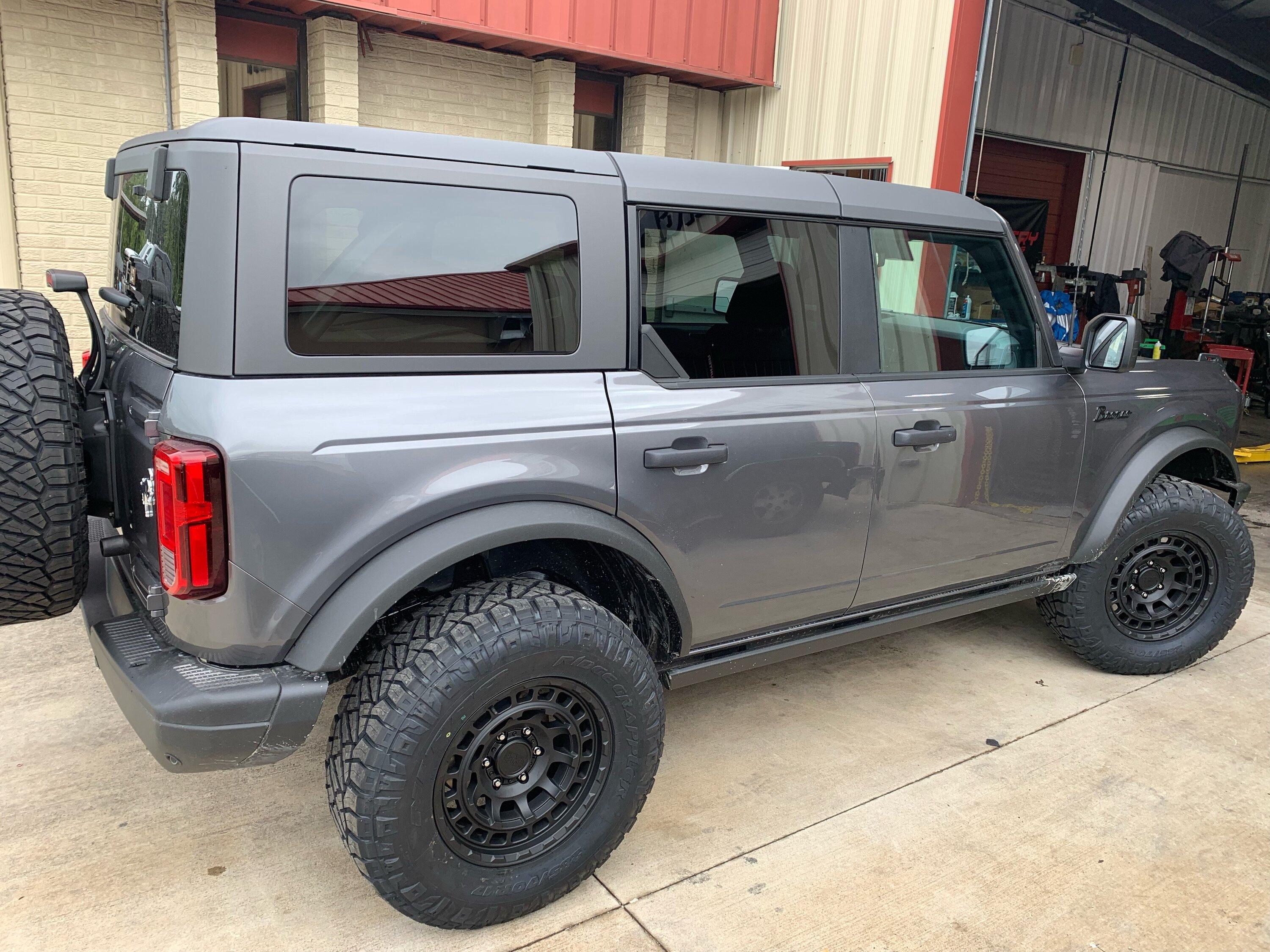 Black Diamond build started | Bronco6G - 2021+ Ford Bronco & Bronco ...