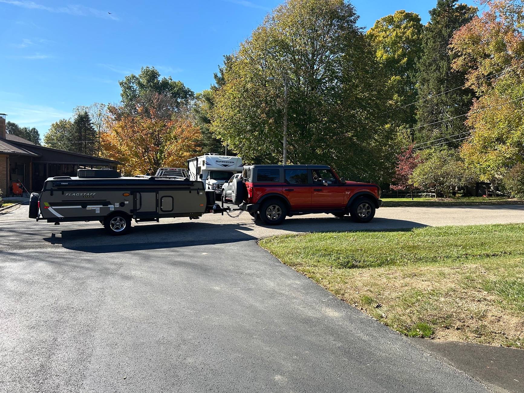 Trailer tow hitch and brake controller installed | Bronco6G - 2021 ...