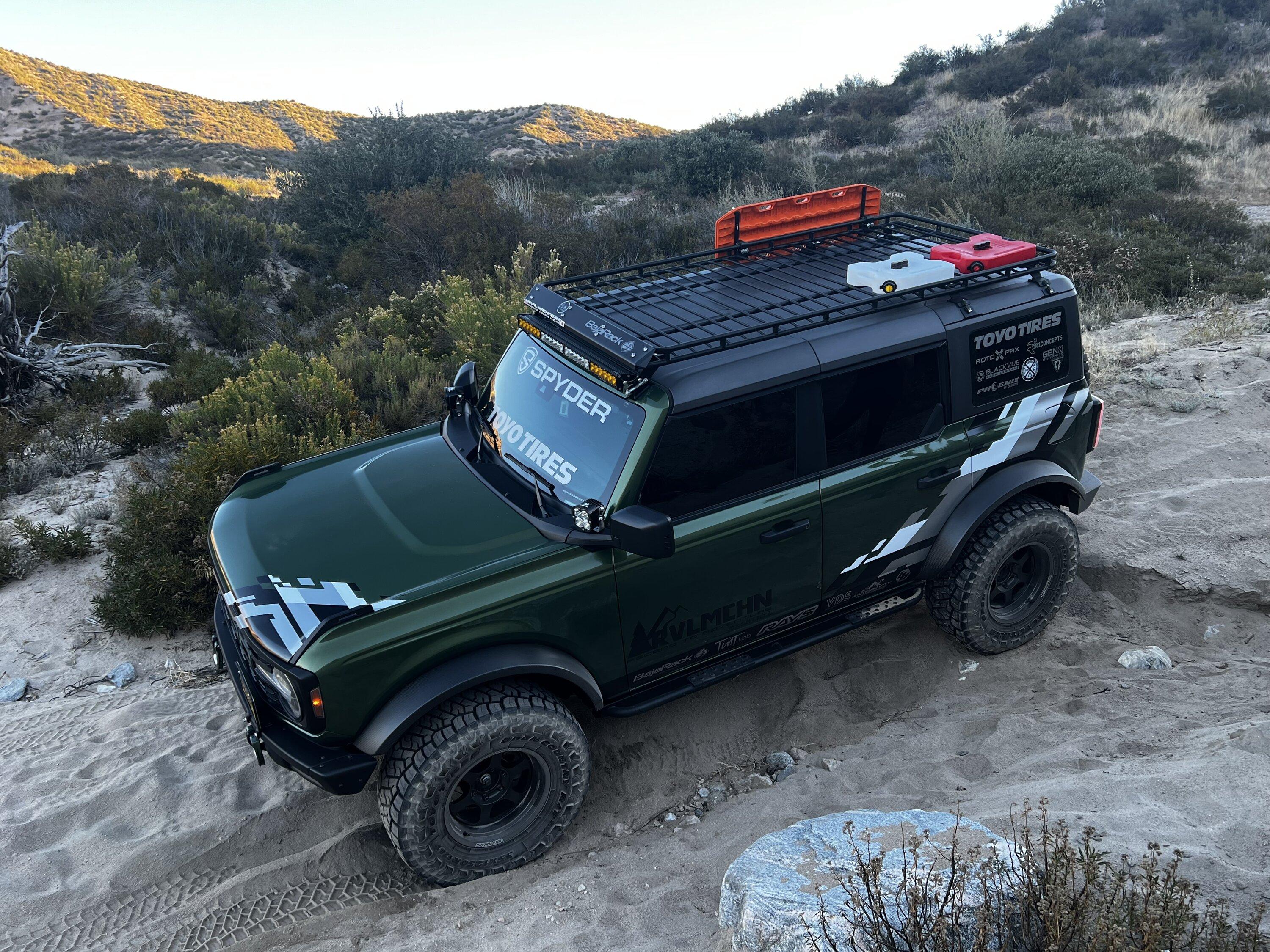 California - Bajarack roof rack 4 door, with maxtrax mounts and maxtrax ...