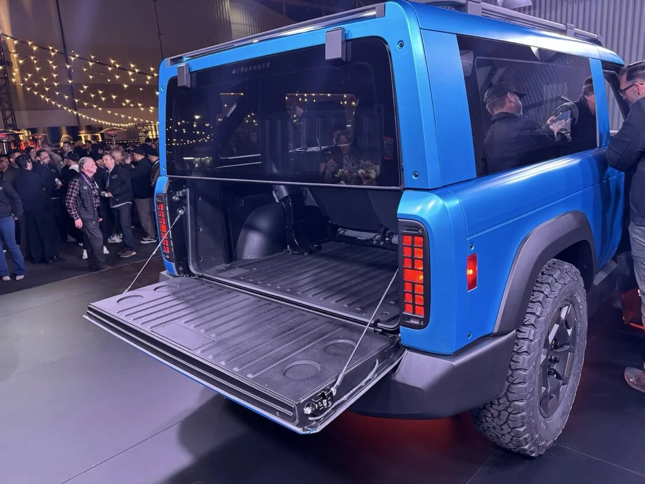 SLATE Truck Debuts as Modular SUV & Pickup. Priced Under $20K With ...