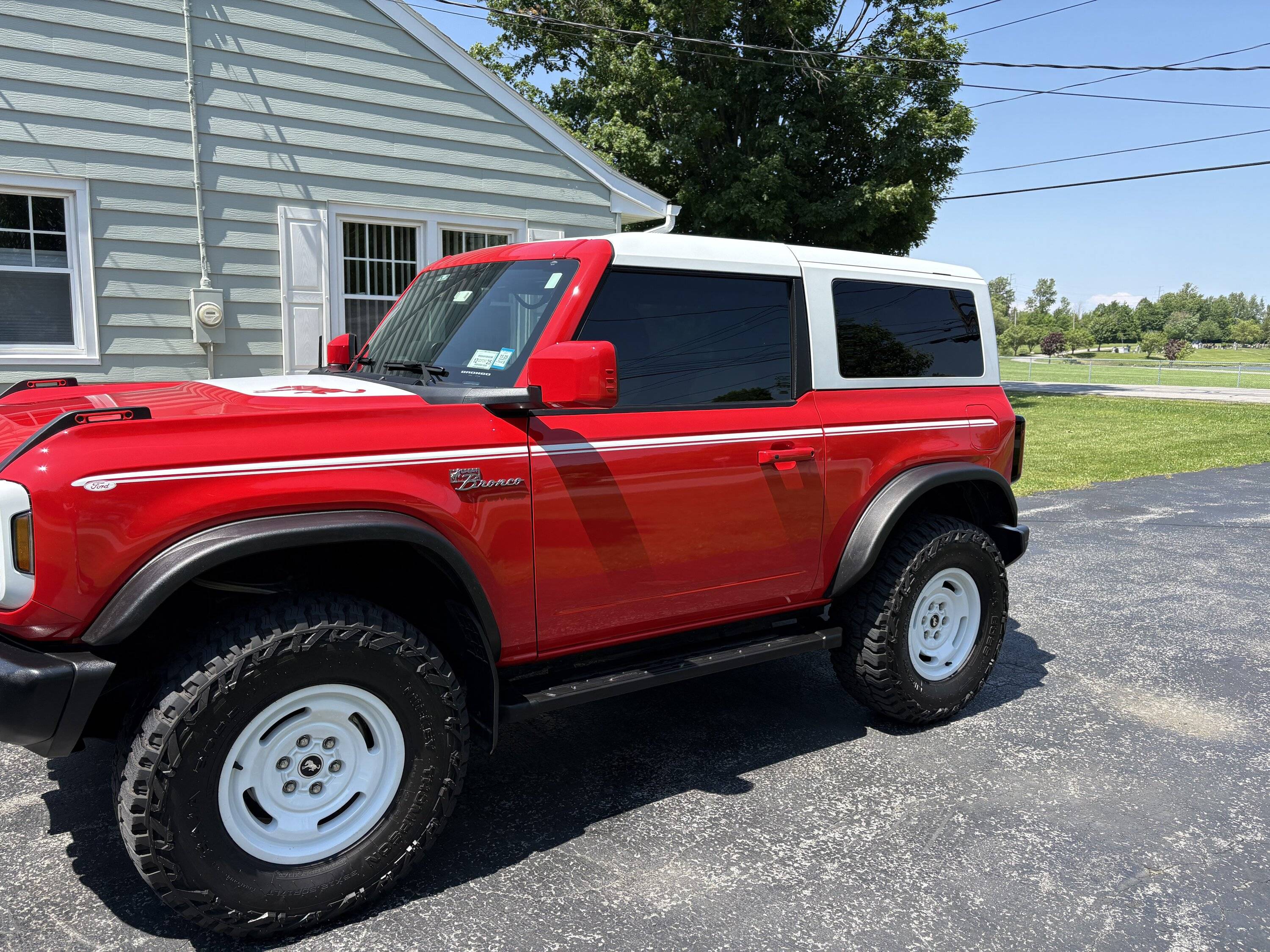 Painted door handles and mirrors | Bronco6G - 2021+ Ford Bronco ...