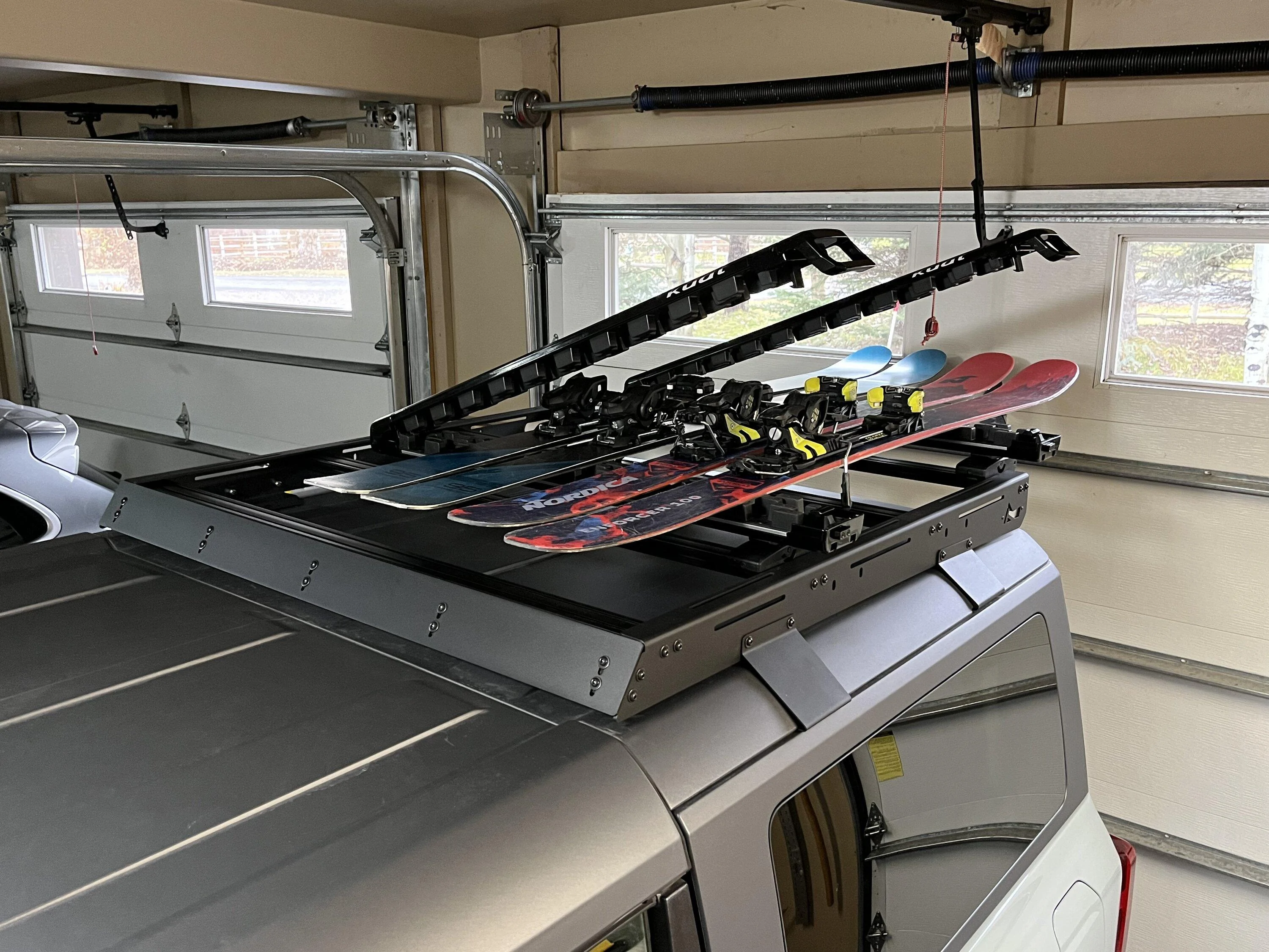 Kuat Grip 6 Ski Rack Installed on TrailRax 2Dr Half Rack | Bronco6G ...