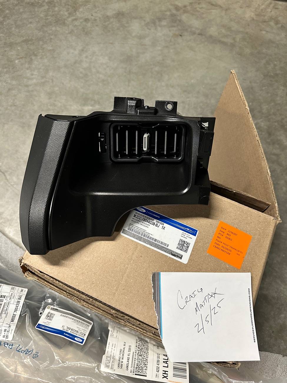 Indiana - Black First Edition Dash Upper/Lower | Bronco6G - 2021+ Ford ...