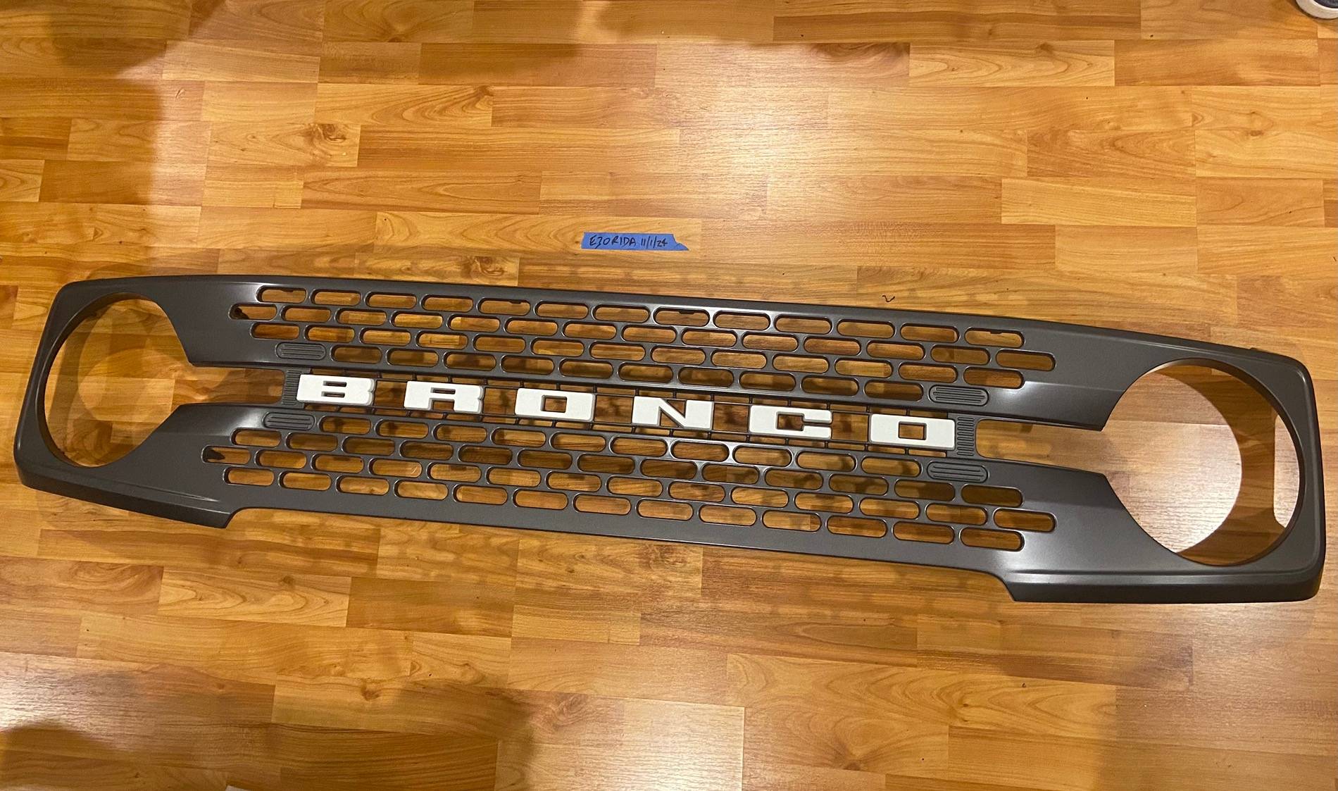 Florida - FS: FACTORY ORIGINAL BADLANDS GRILL | Bronco6G - 2021+ Ford ...