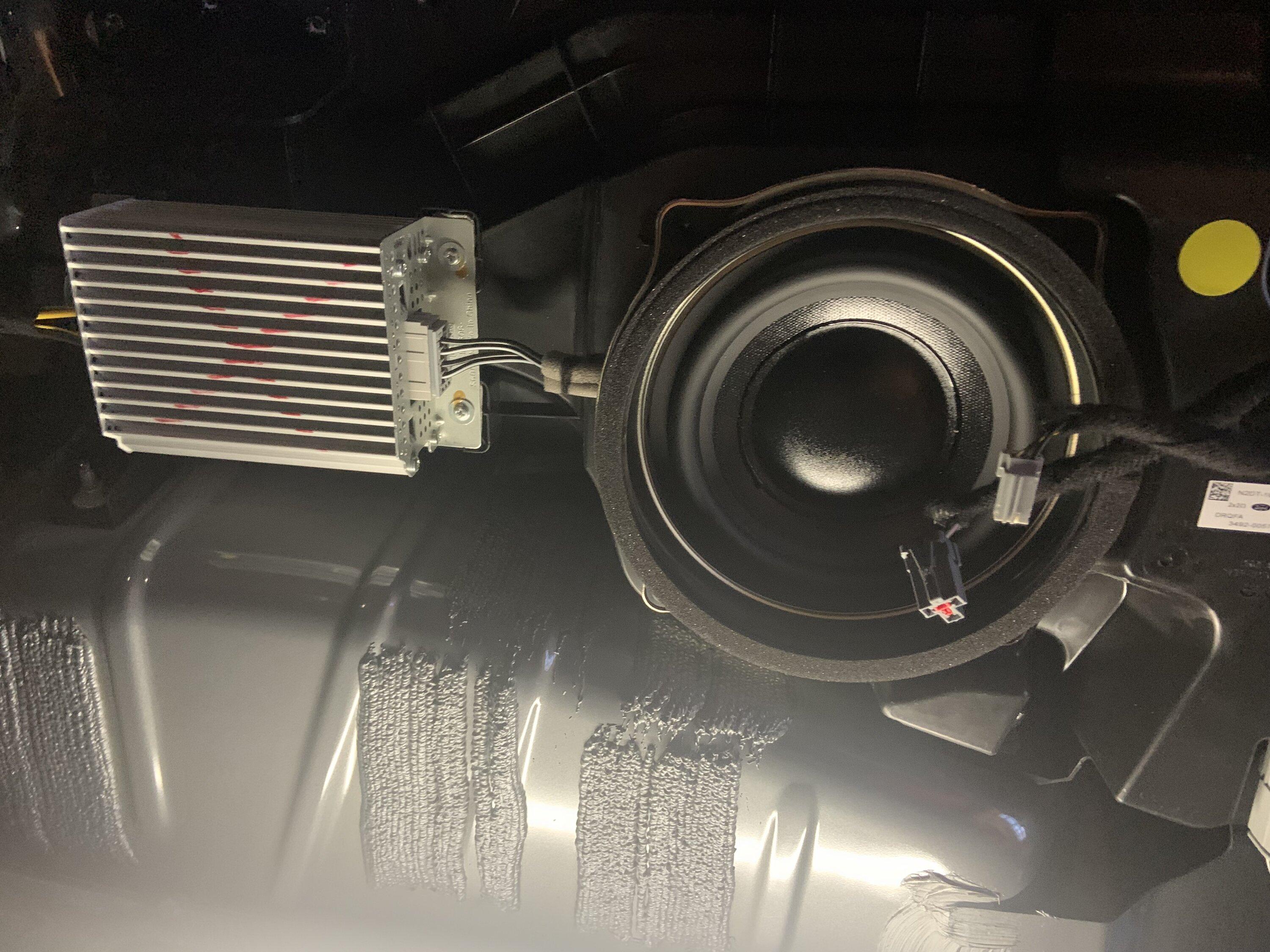 2023MY Standard Audio (6-speaker) Subwoofer Delete Mandatory and ...