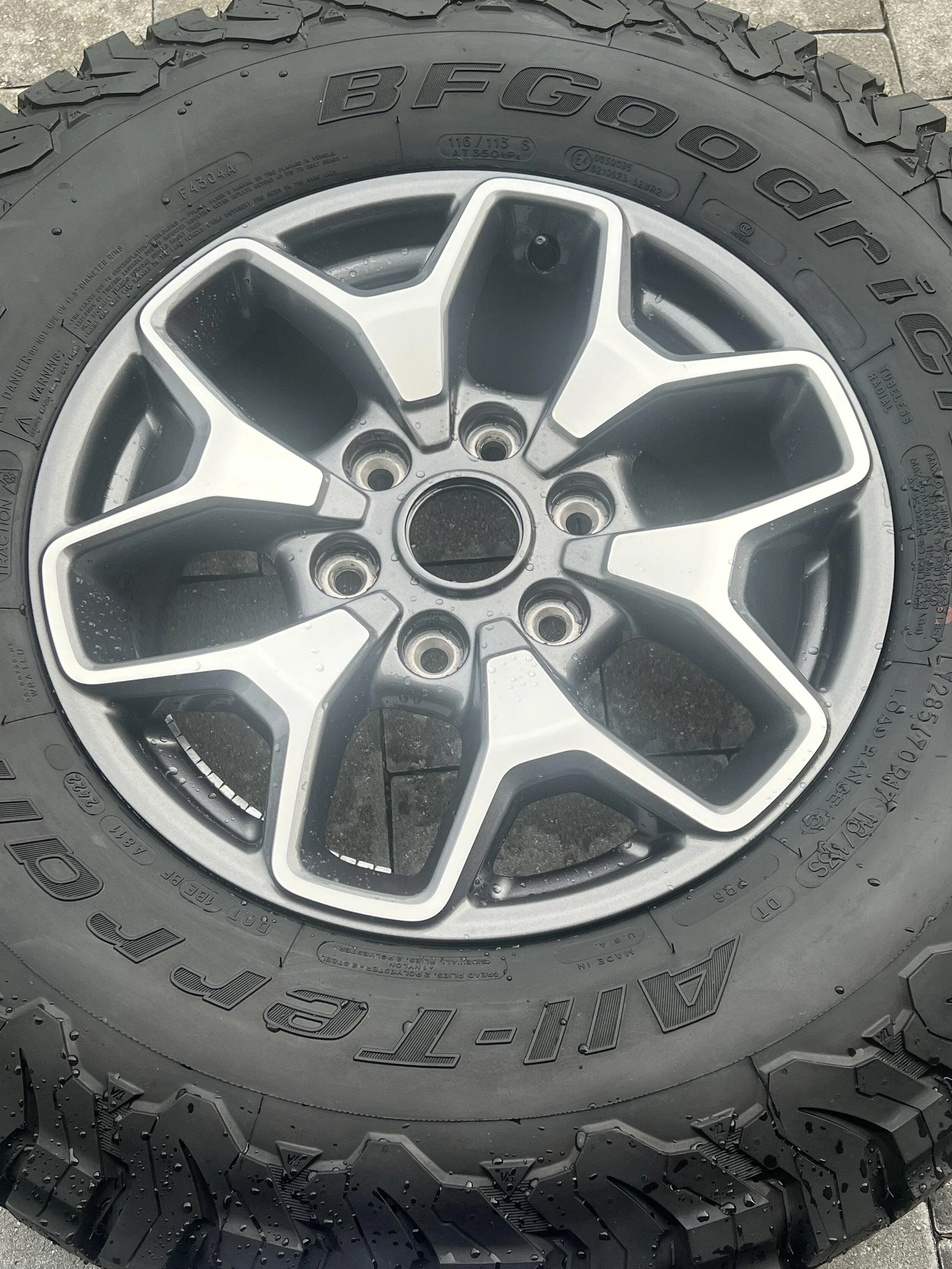 Florida - FS: New Badlands Rim and Tire | Bronco6G - 2021+ Ford Bronco ...