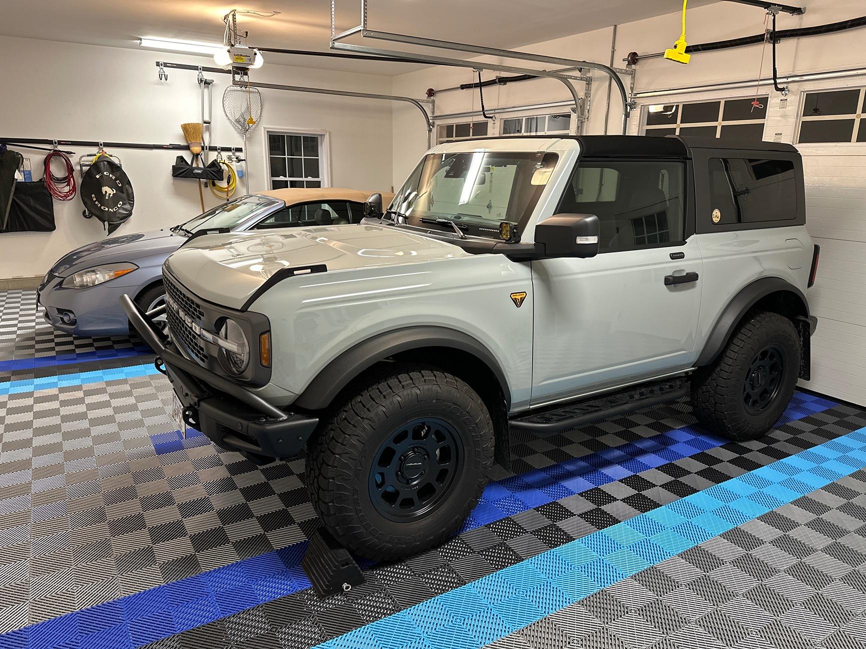 Bronco Cactus Grey + Sherwin Williams garage wall paint match | Page 3 ...