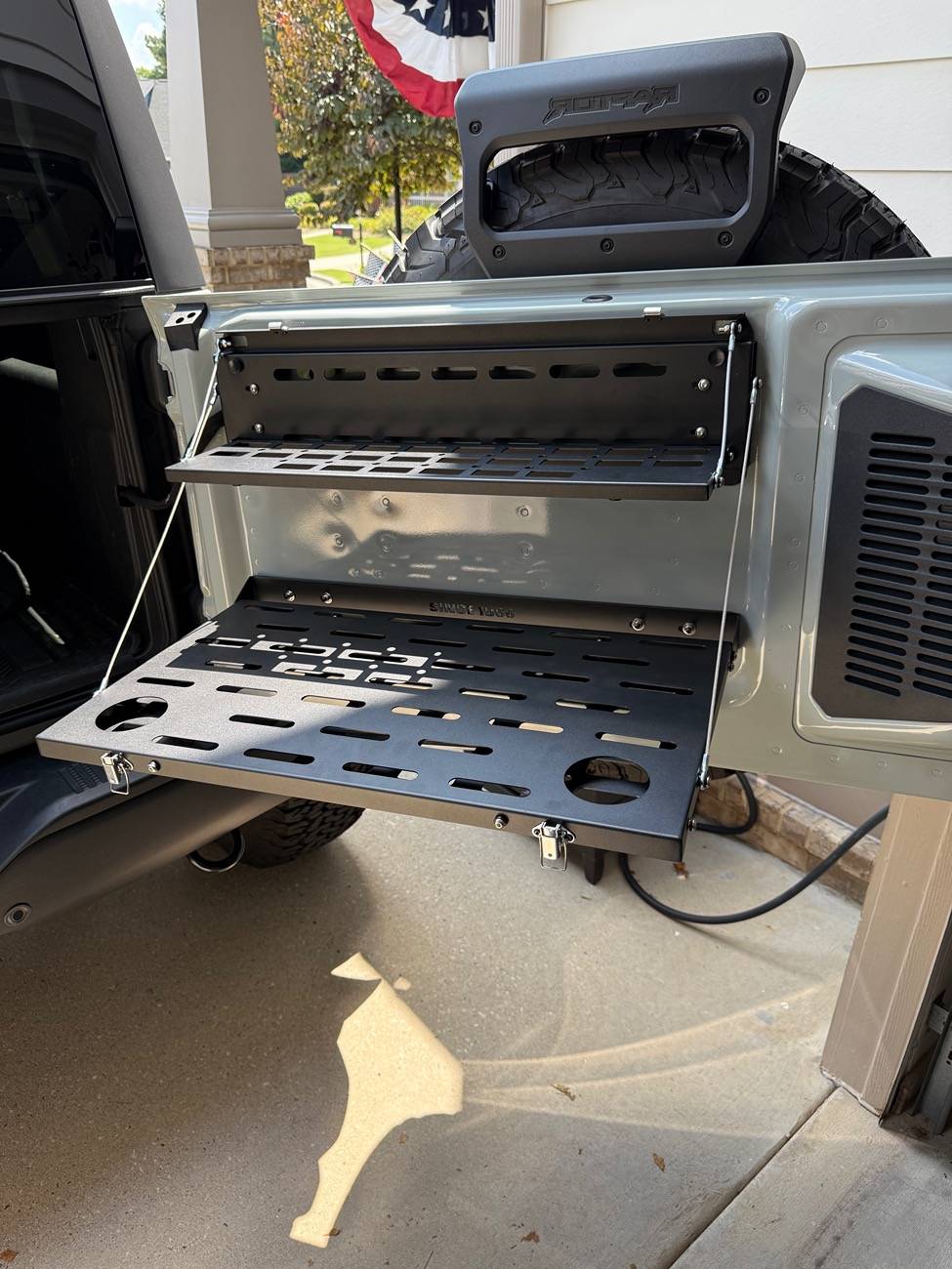 ISO swing gate table | Bronco6G - 2021+ Ford Bronco & Bronco Raptor ...