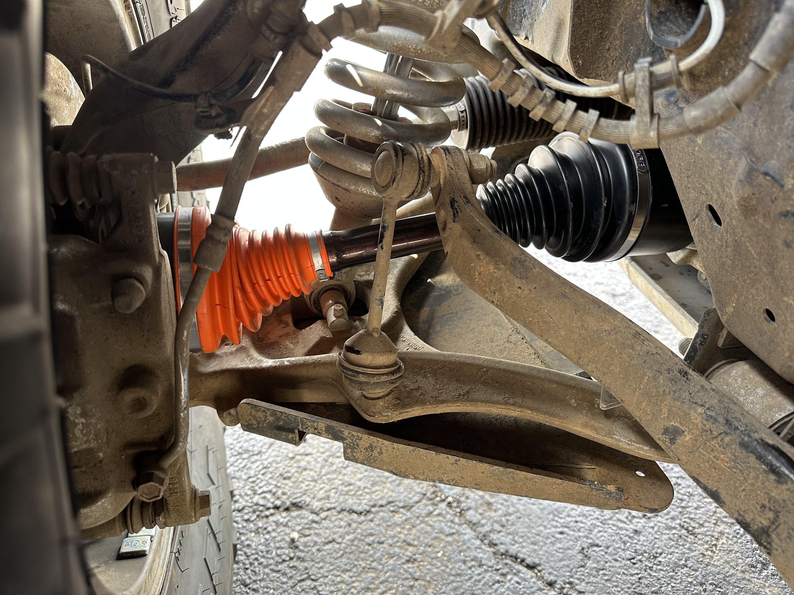 RCV Performance axles and Broncbuster axle tube installed | Bronco6G ...