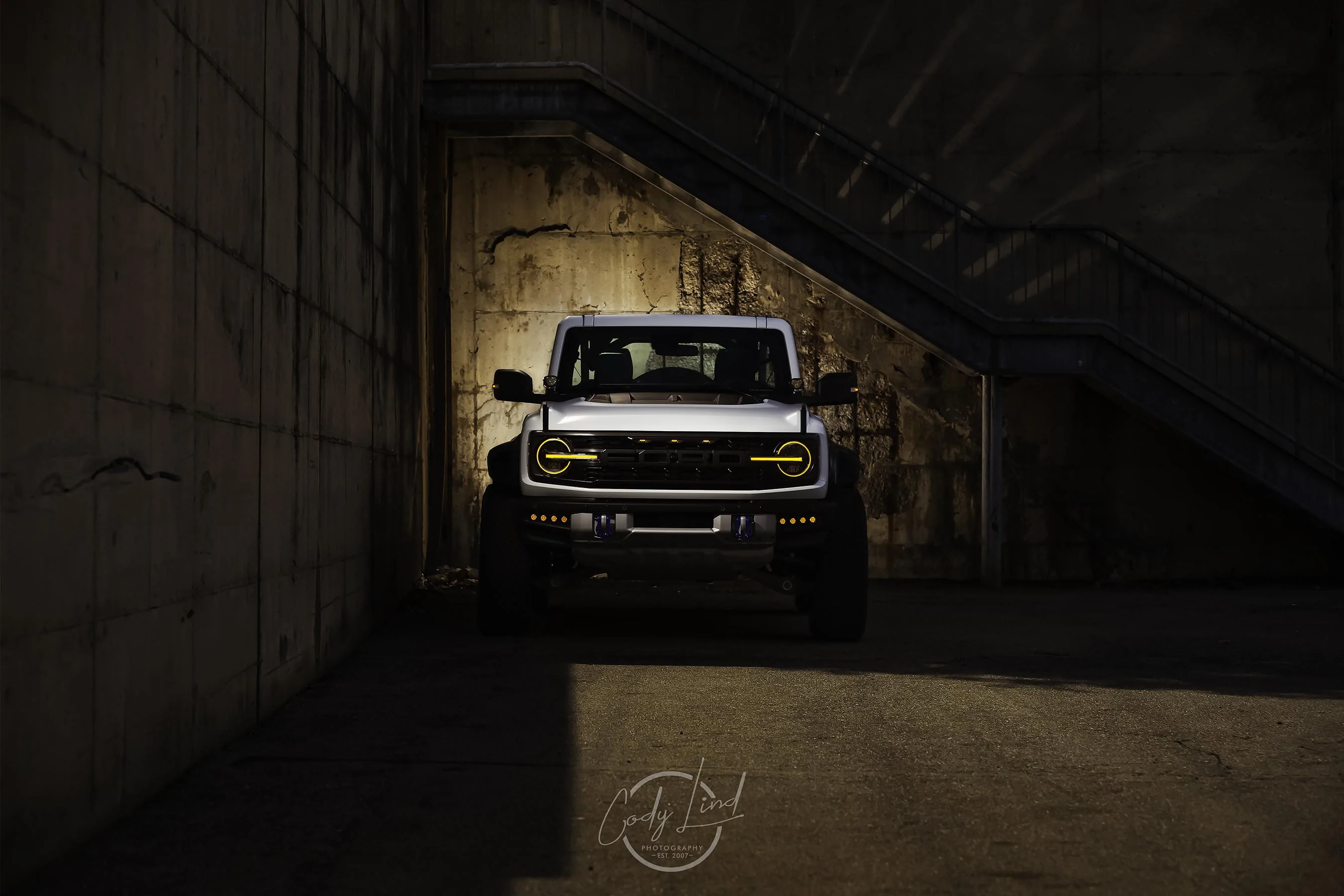 Bronco Raptor in Oxford White - Professional photo shoot. Credits: the ...