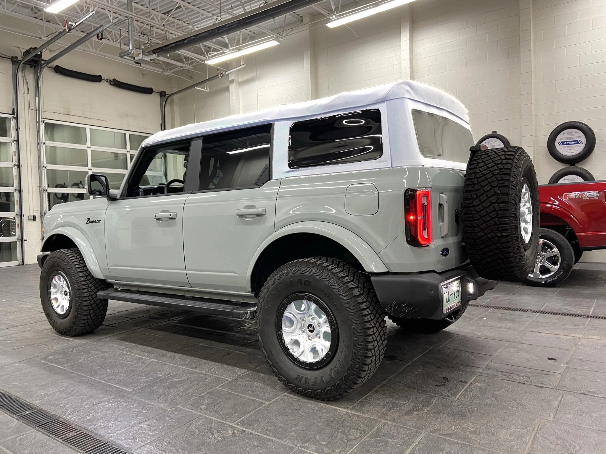 White SAS Wheels? Photoshop Help? | Bronco6G - 2021+ Ford Bronco ...