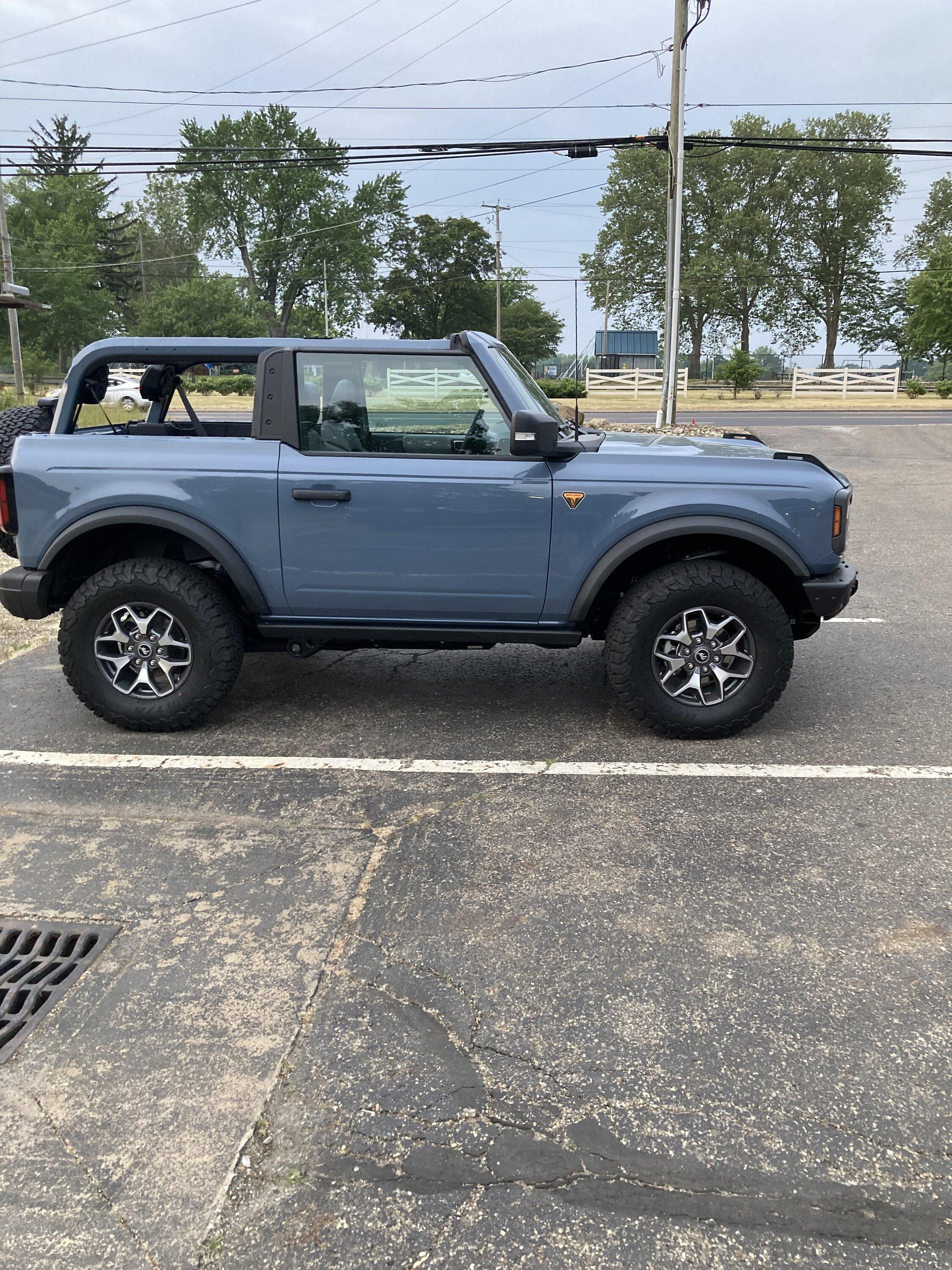 AZURE GRAY METALLIC Bronco Club | Page 26 | Bronco6G - 2021+ Ford ...