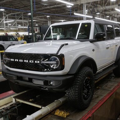 Toy Broncos are here! | Bronco6G - 2021+ Ford Bronco & Bronco Raptor ...