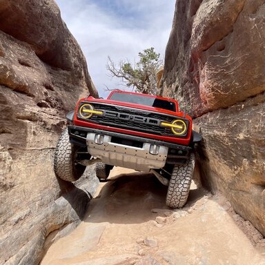 2021+ Bronco (6th Gen) Factory Tire Size & Wheel Size Comparisons ...