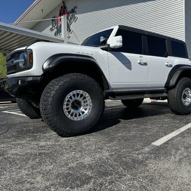 Texas - WTS Oxford White OBX Fender Flares | Bronco6G - 2021+ Ford ...