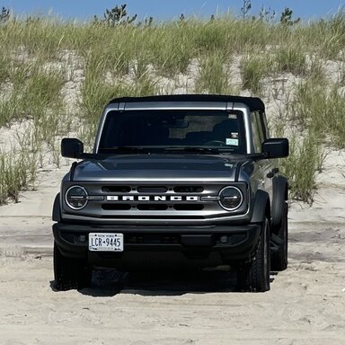 Rough Country Nudge Bar and License Plate | Bronco6G - 2021+ Ford ...