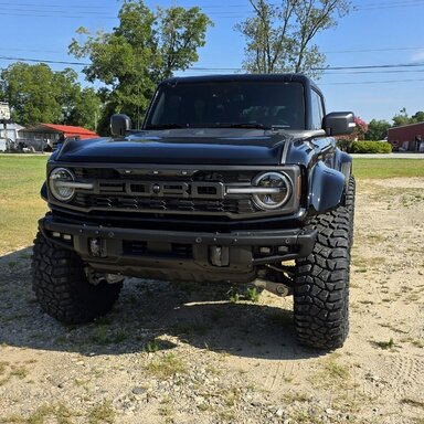 MARSH GRAY + RUBY RED = new color coming for 2025 Bronco!! (videos ...