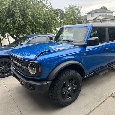 Color-Matched Hardtop 2025 Bronco Spotted in the Wild | Page 5 ...