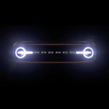 Using upper dash USB port to run Android Auto? | Bronco6G - 2021+ Ford ...