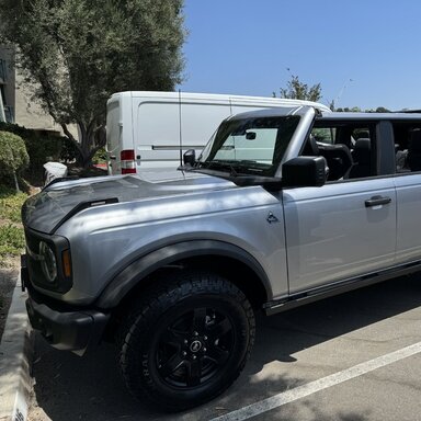 Aftermarket steps that work with rock rails? | Bronco6G - 2021+ Ford ...