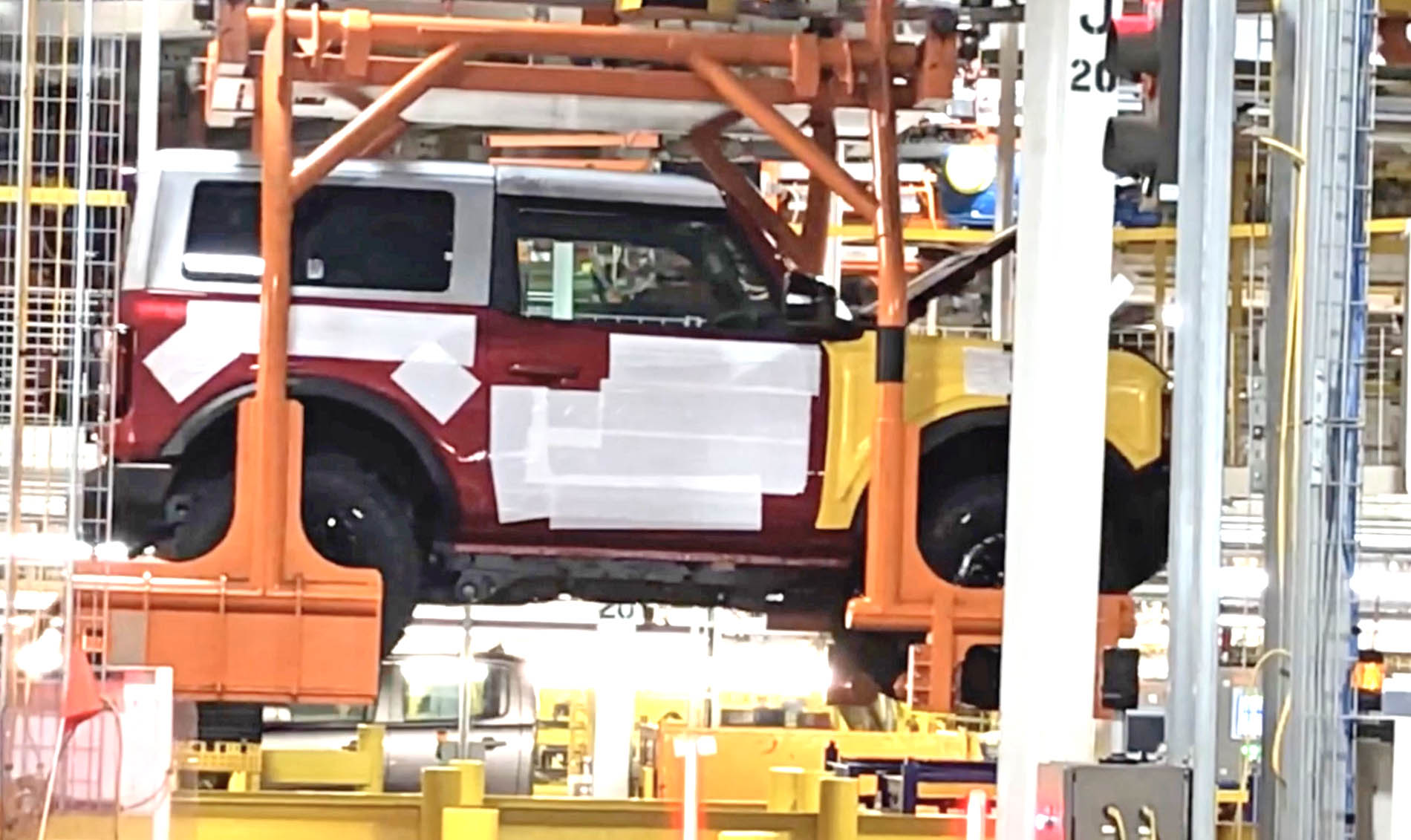 Assembly Line Video Of 2 And 4 Door Broncos Bronco6g 2021 Ford Bronco And Bronco Raptor Forum