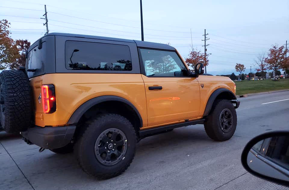 Spotted: Cyber Orange 2 Door Badlands w/ MIC Hardtop | Bronco6G - 2021 ...