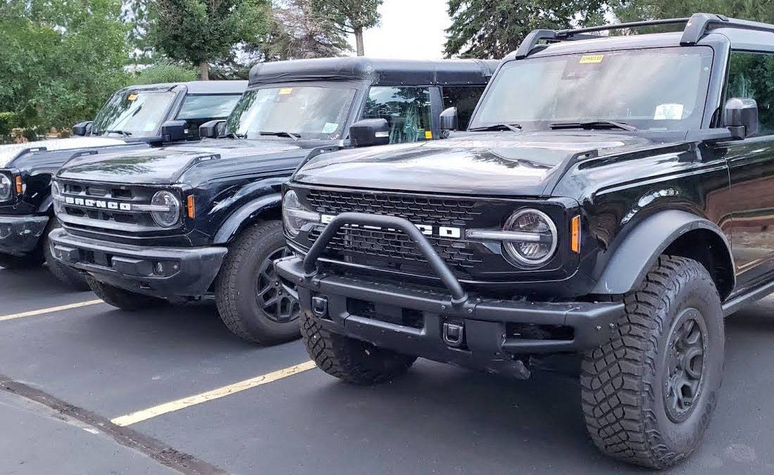 2021 Bronco Bumpers Explained -- Standard vs Heavy Duty Modular vs ...