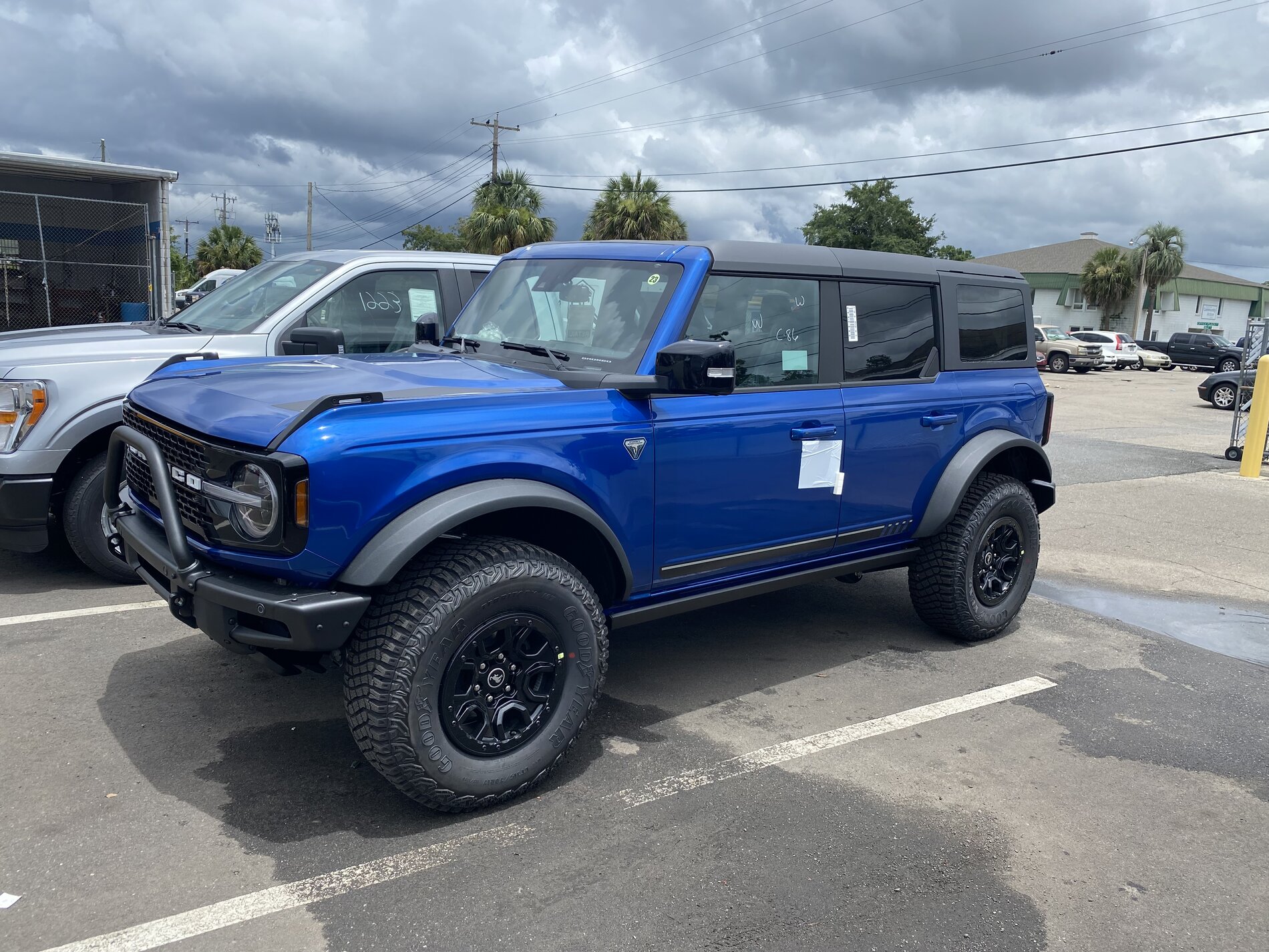 Lightning Blue FE just arrived | Bronco6G - 2021+ Ford Bronco & Bronco ...