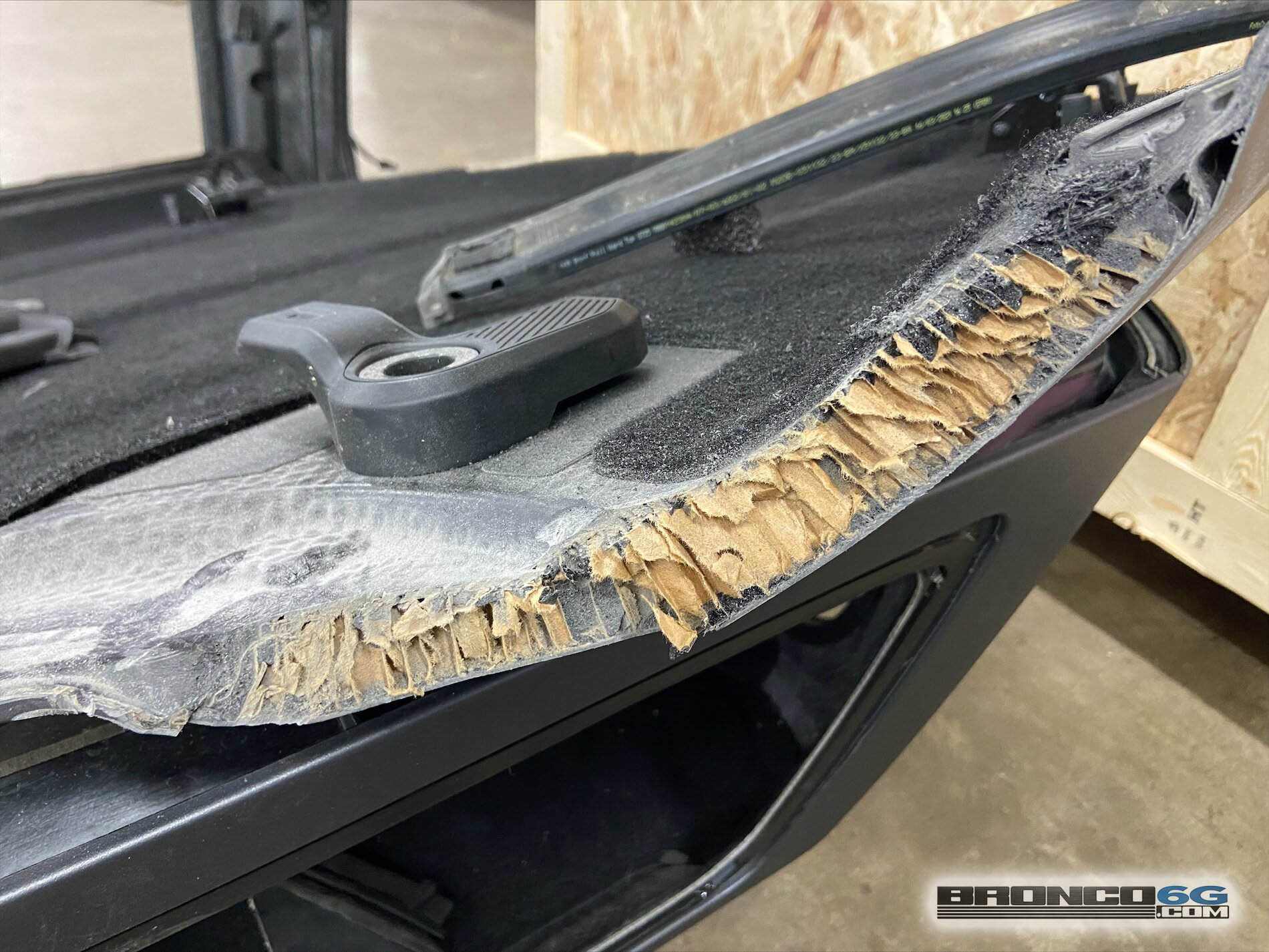 MIC Top 1.0 inside construction & material (cross section) - pics ...