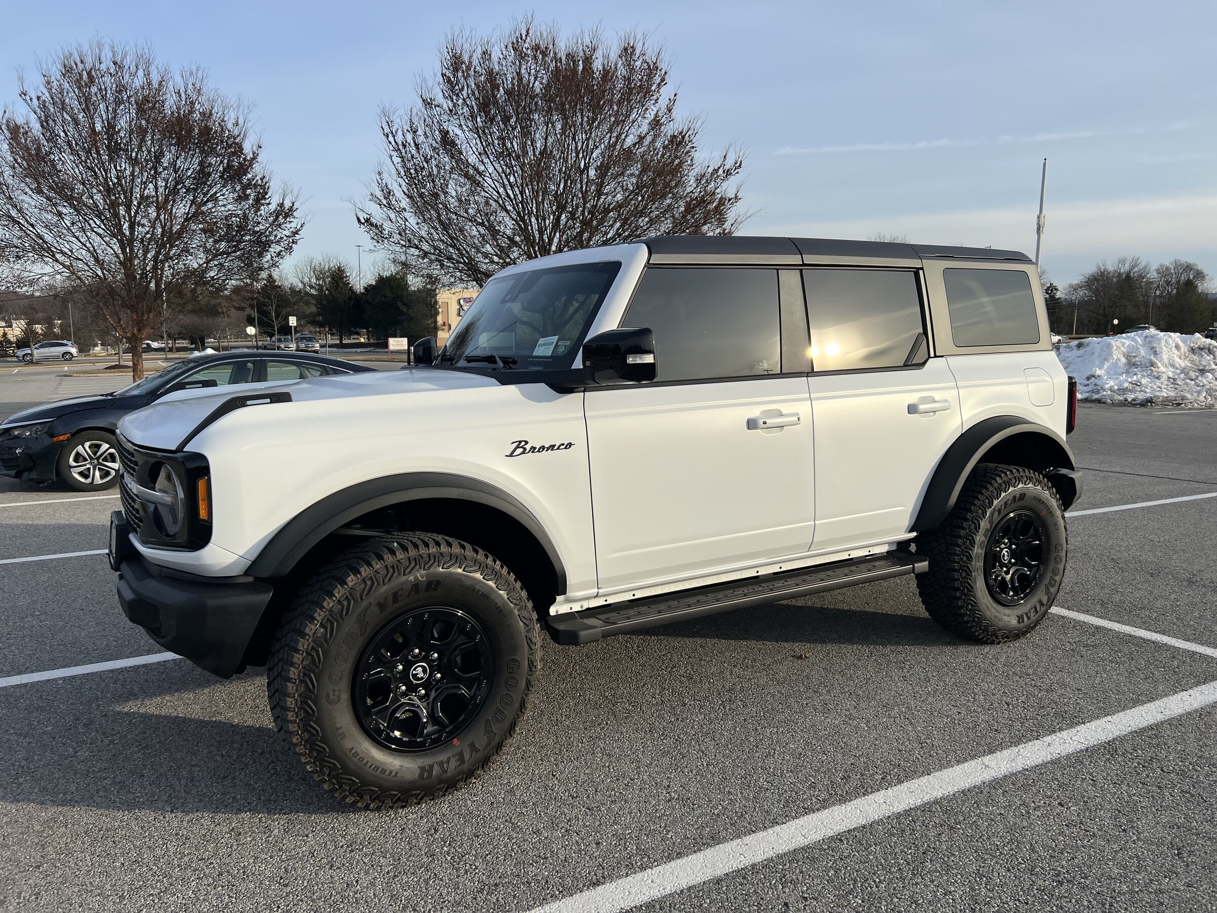 Oxford White Wildtrak with Stealth PPF Wrap + Ceramic Coat | Bronco6G ...