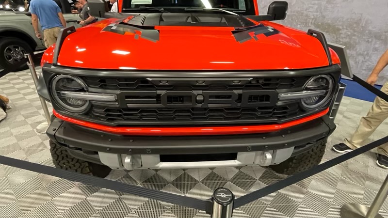 Bronco Raptor (Code Orange) Photos at Barrett Jackson Auction ...