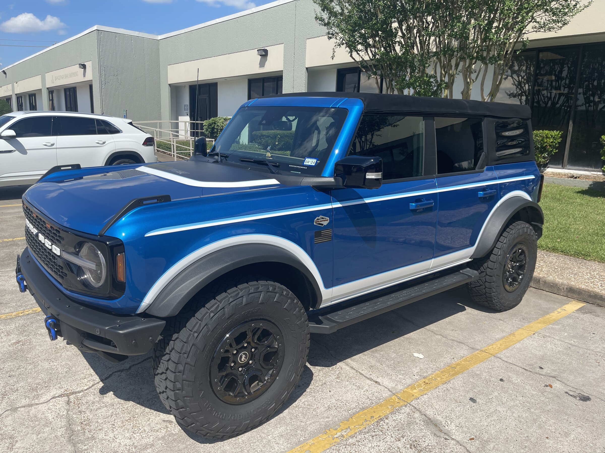 Wildtrak wrapped with decal designs! | Bronco6G - 2021+ Ford Bronco ...