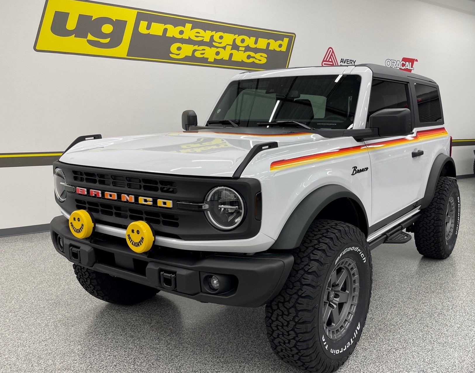 Bronco Outfitter's retro themed White BD 2-door! | Bronco6G - 2021 ...